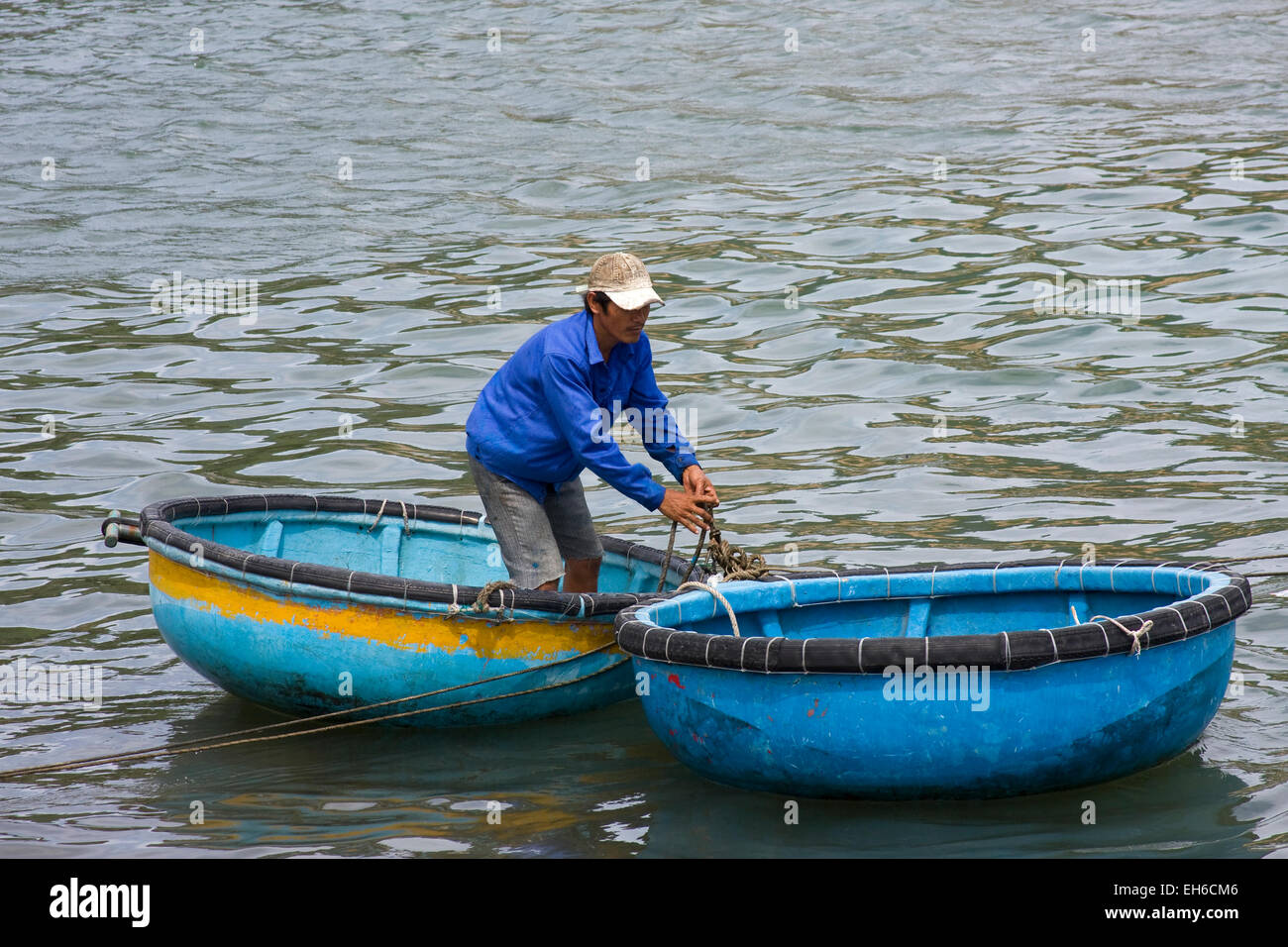 Round Boat Stock Photos & Round Boat Stock Images - Alamy