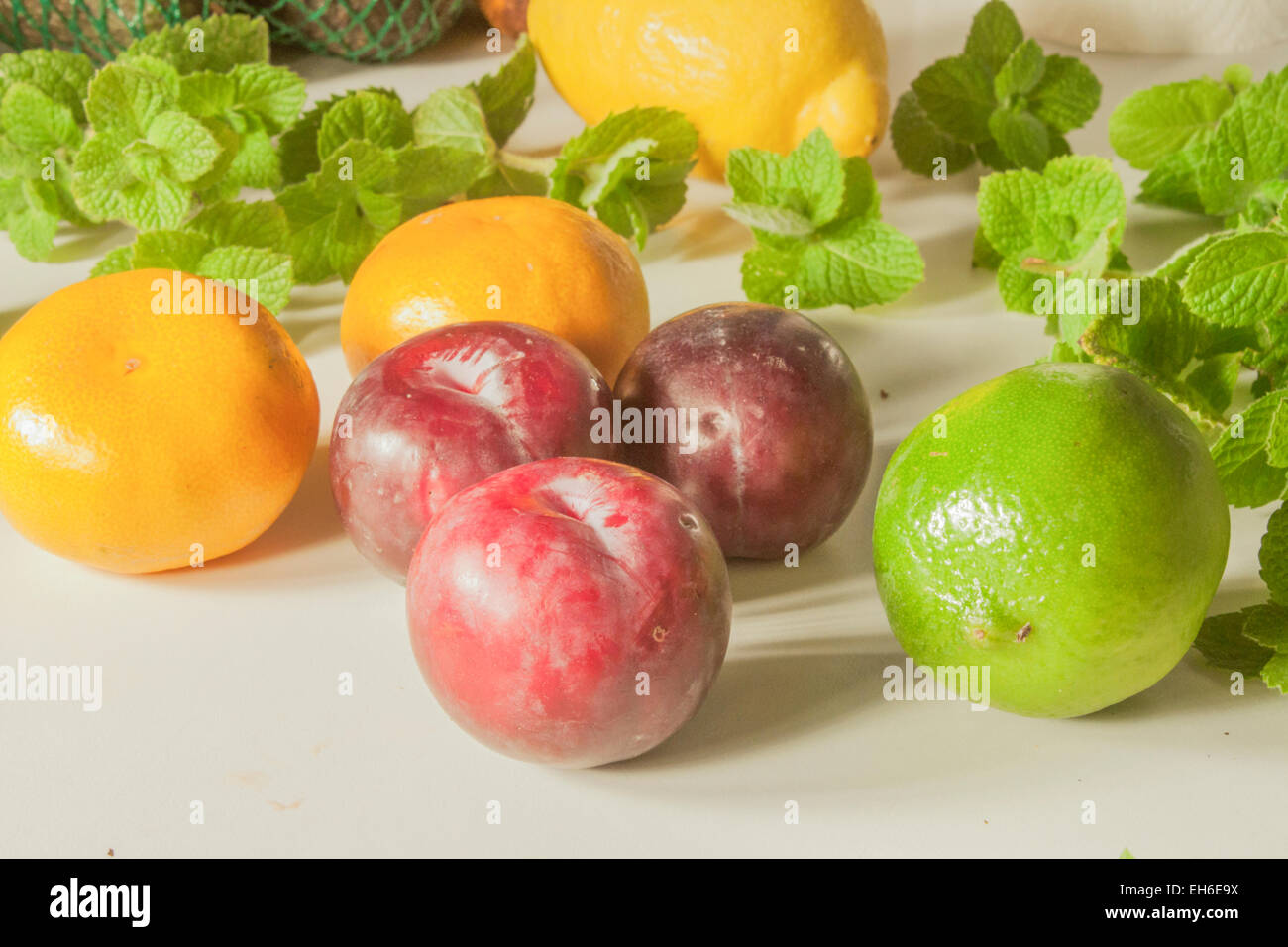 Satsuma plum hi-res stock photography and images - Alamy