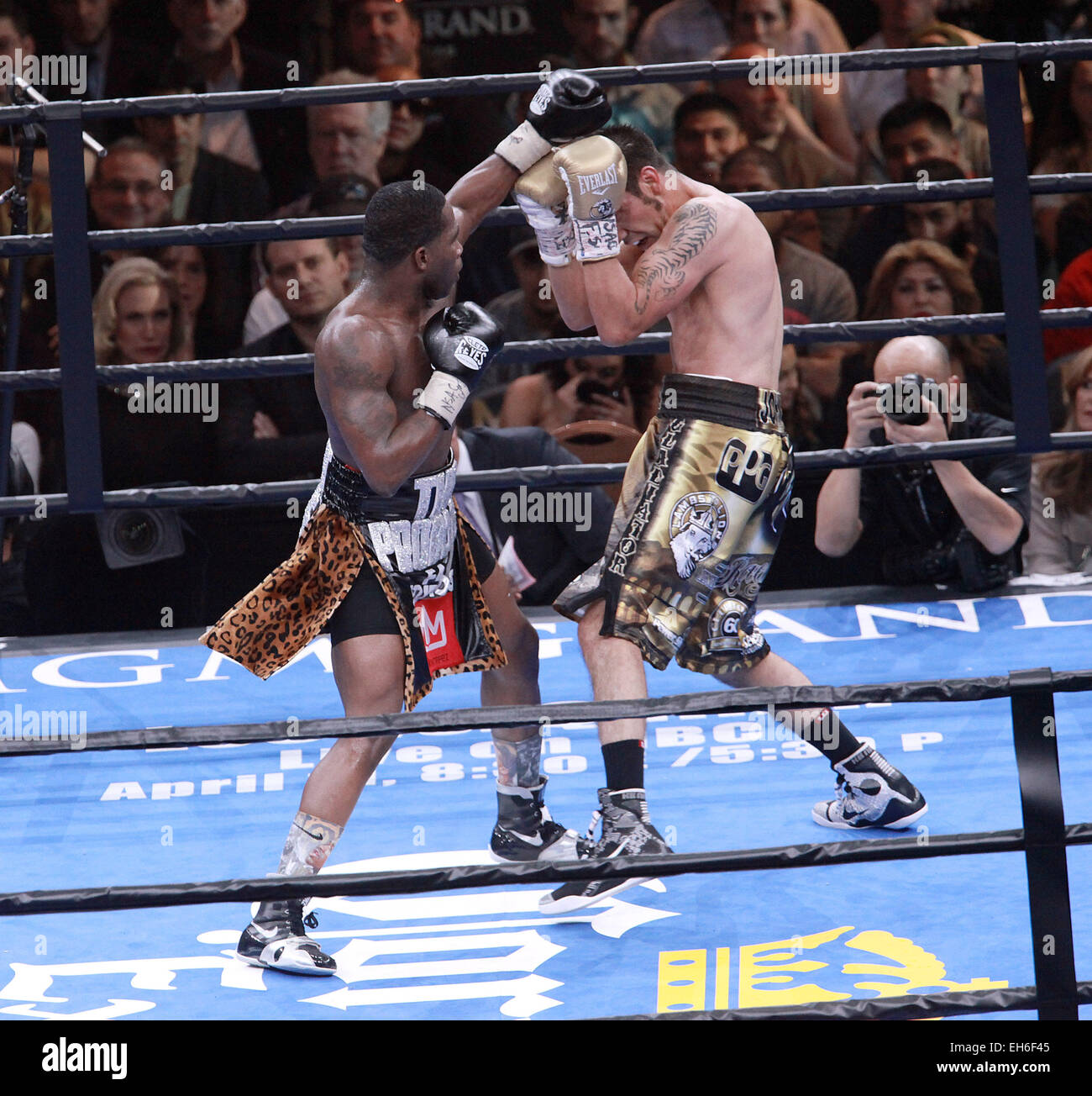 March 8, 2015 - Las Vegas, Nevada, United States - Boxers Adrien Broner ...