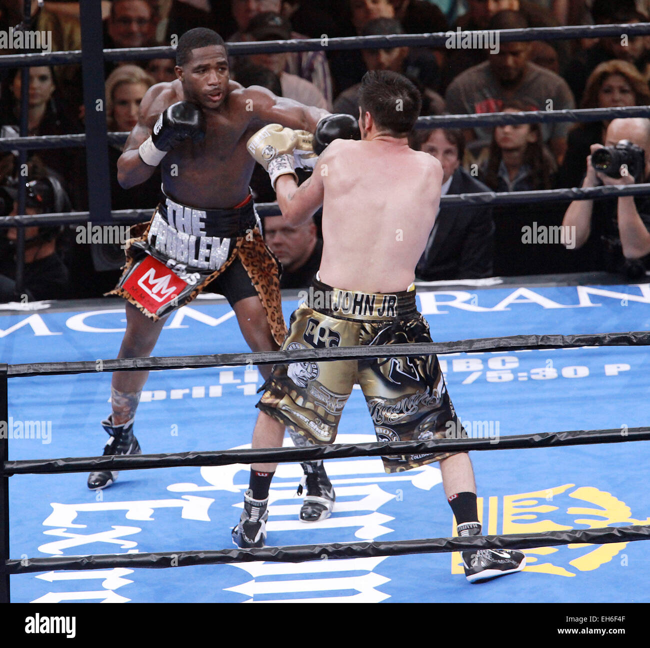 March 8, 2015 - Las Vegas, Nevada, United States - Boxers Adrien Broner ...
