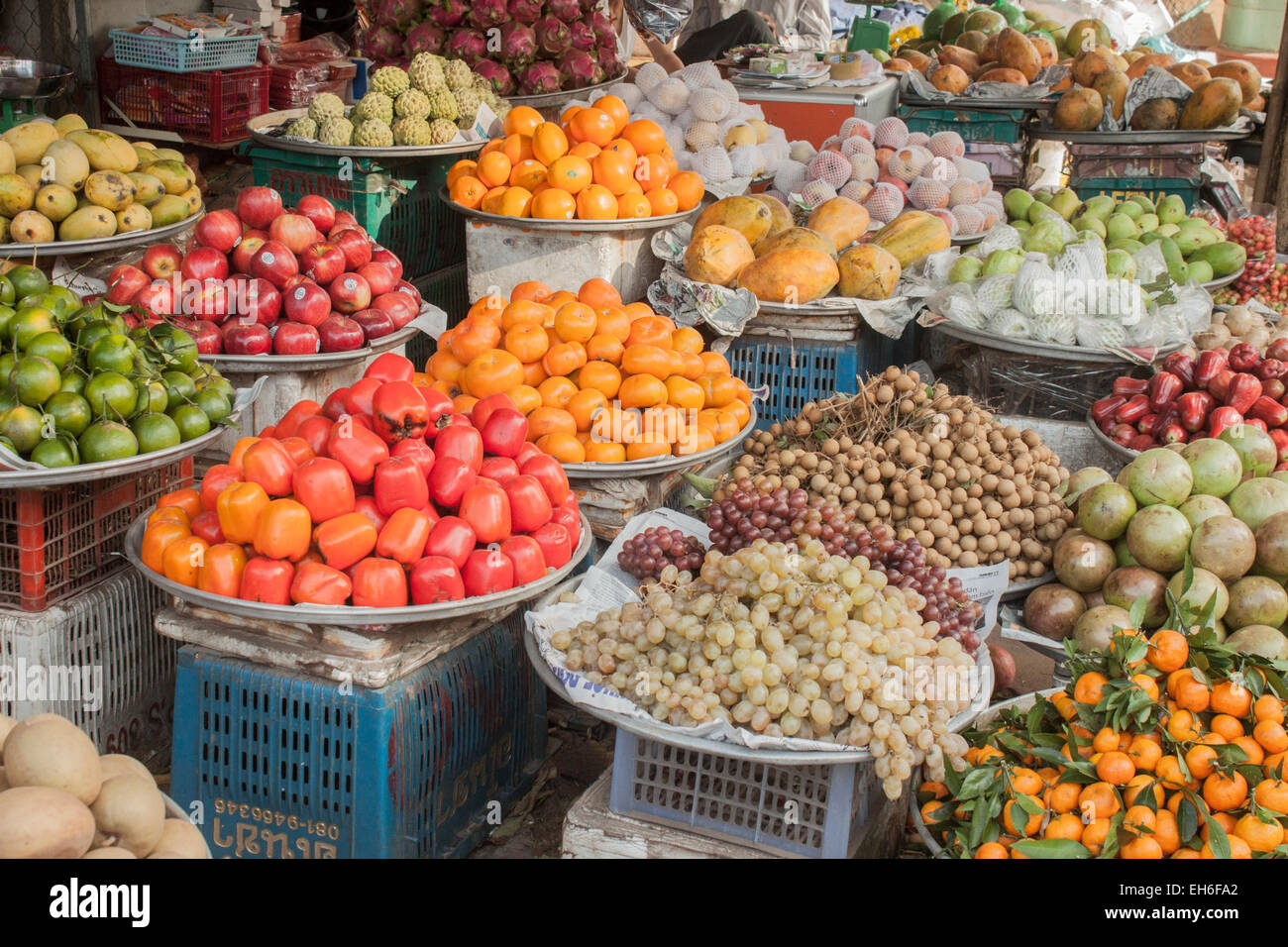 A lot of fresh fruits, at a market in Phu quoc, Vietnam Stock Photo - Alamy
