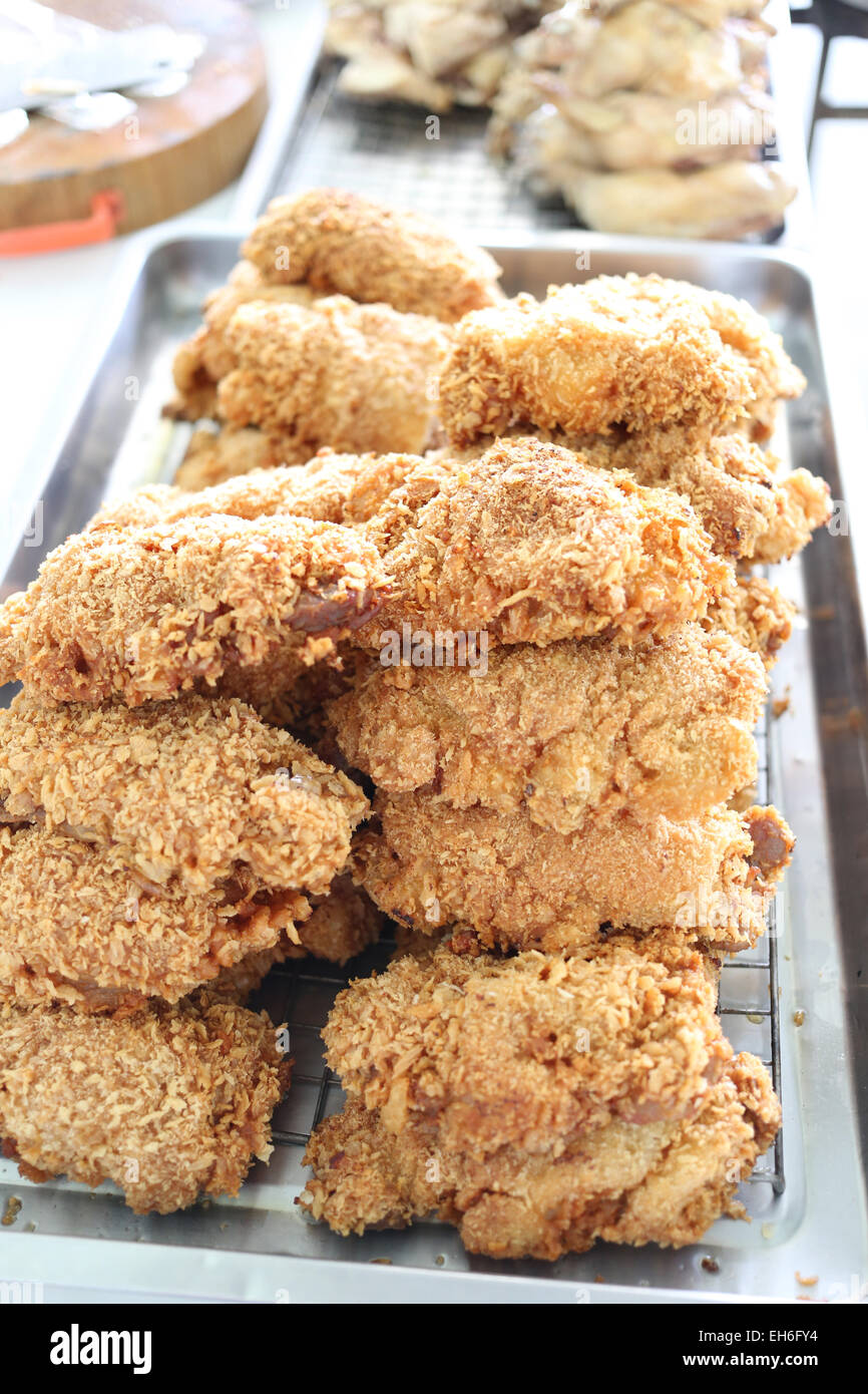 Prepare them fried chicken for lunch Stock Photo - Alamy
