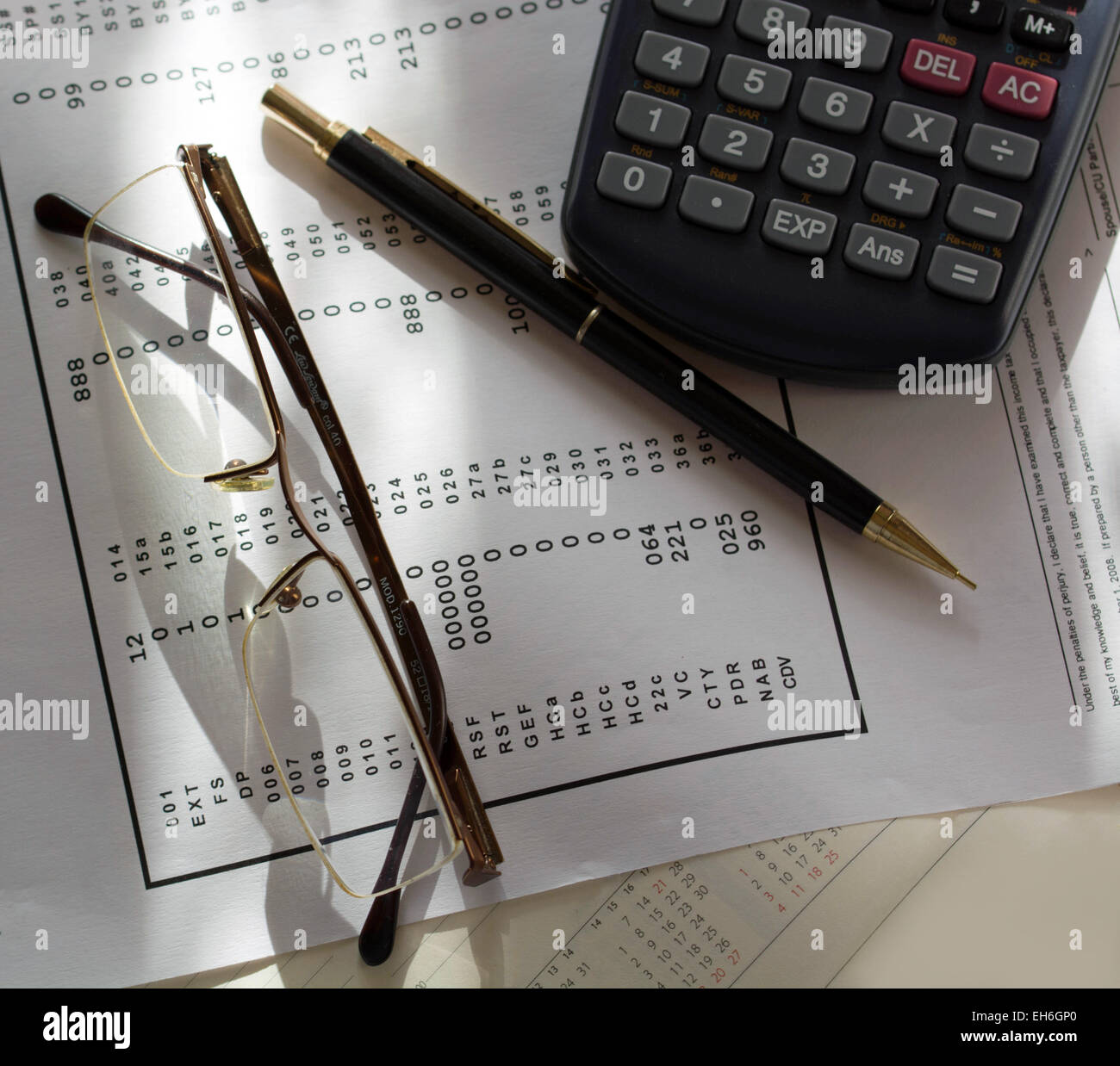 Calculator pen on documents hi-res stock photography and images - Alamy