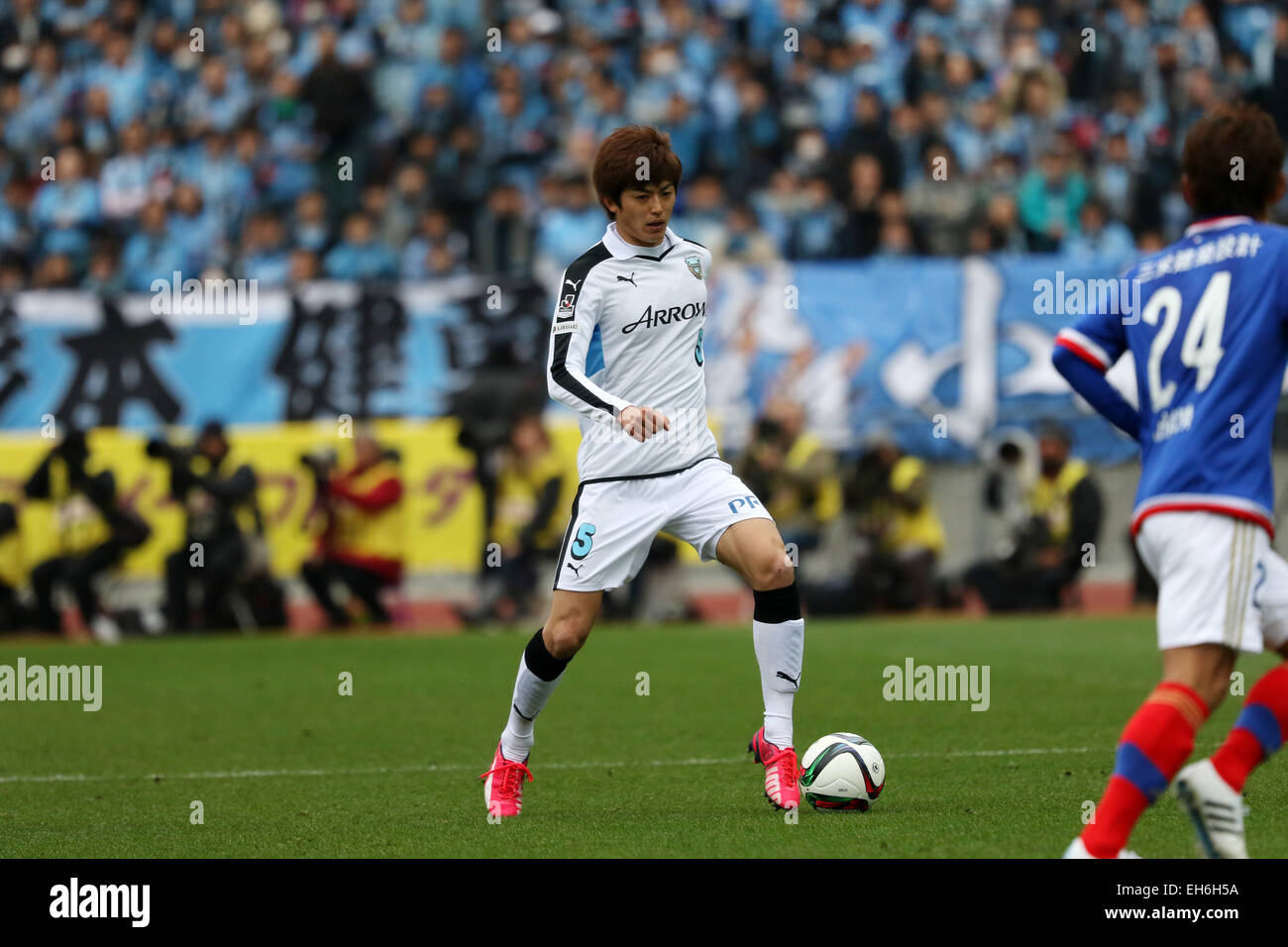 Kanagawa, Japan. 7th Mar, 2015. Shogo Taniguchi (Frotale) Football ...