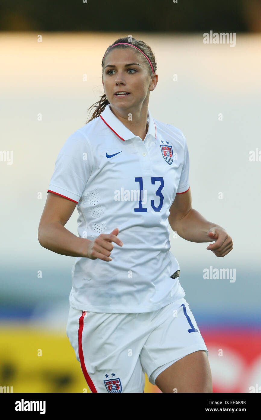 Alex morgan football hi-res stock photography and images - Alamy