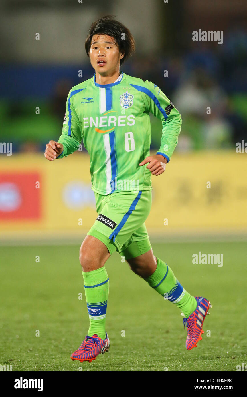 Shonan BMW Stadium Hiratsuka, Kanagawa, Japan. 7th Mar, 2015. Naoki Yamada (Bellmare), MARCH 7 ...
