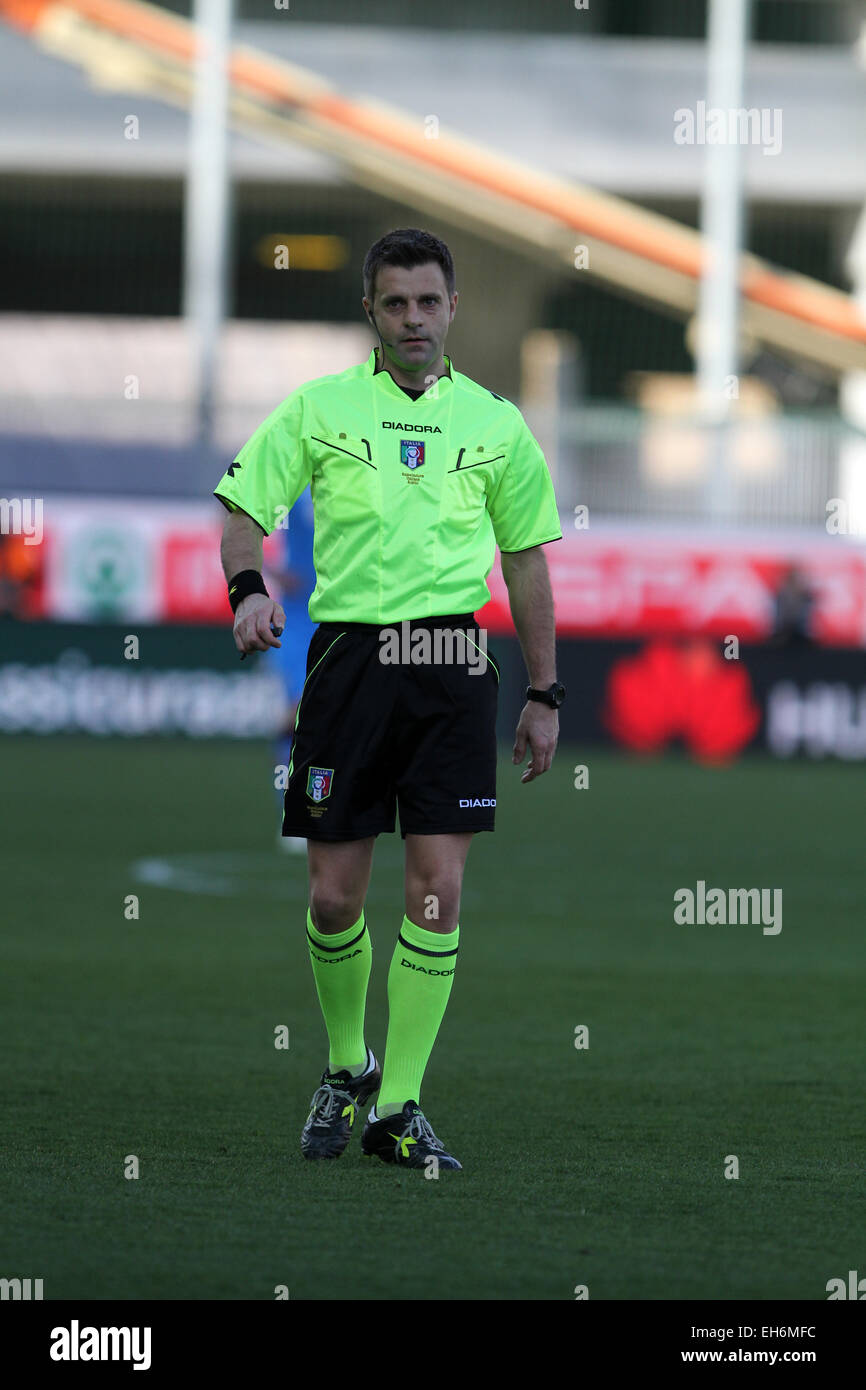 Nicola rizzoli referee hi-res stock photography and images - Alamy