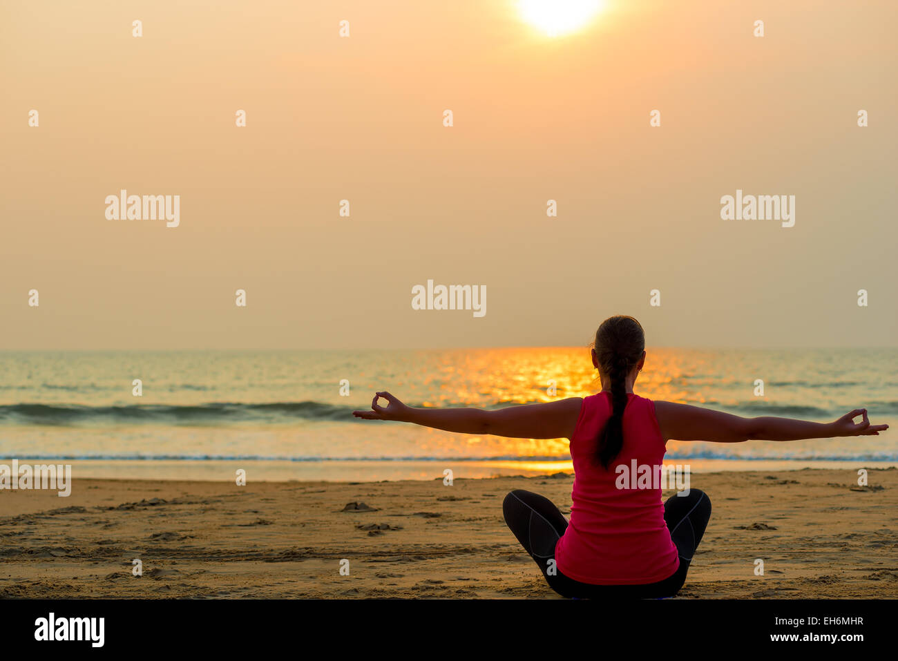 Sun position hi-res stock photography and images - Alamy