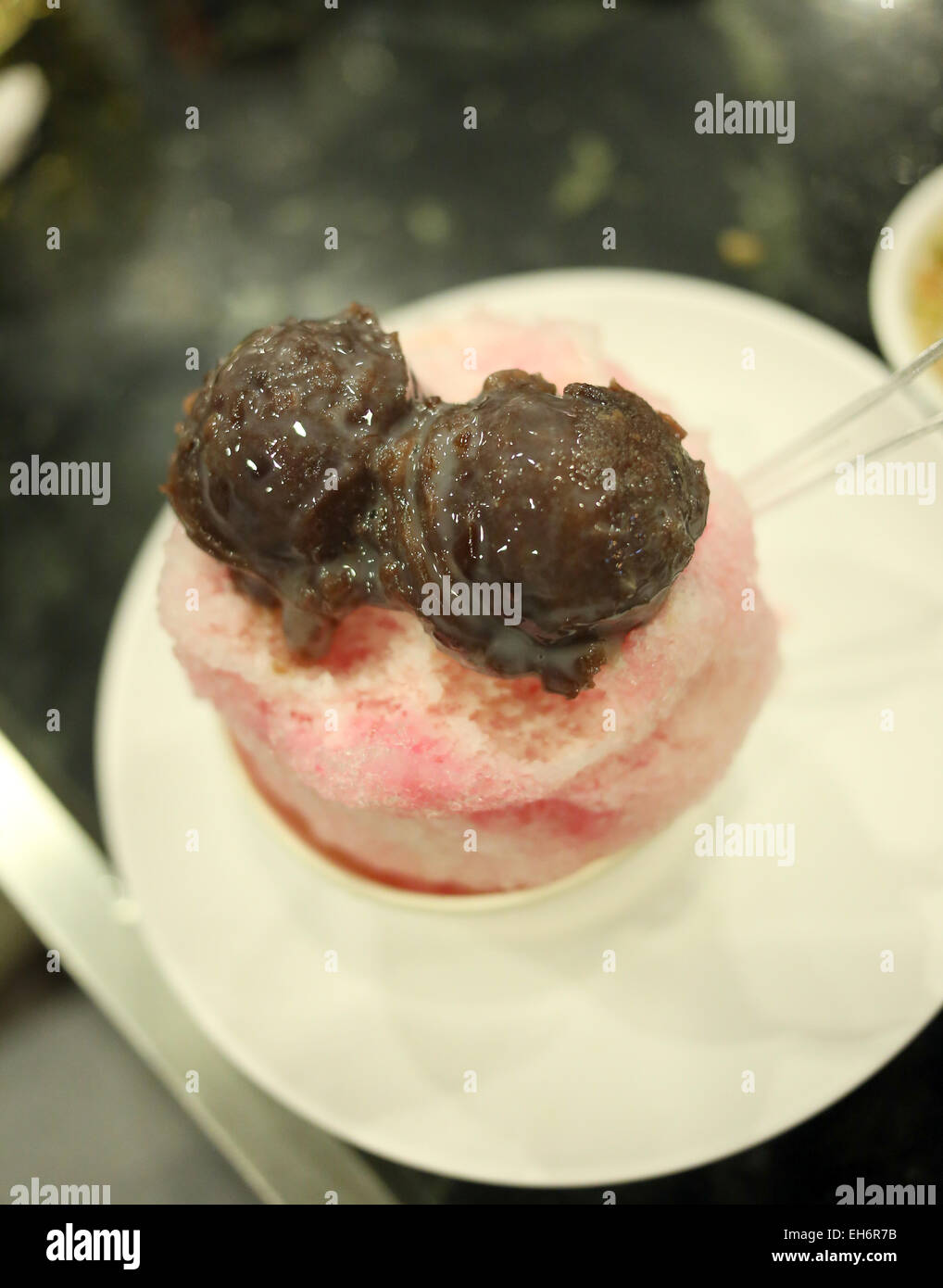 Ice dessert in a restaurant Stock Photo - Alamy