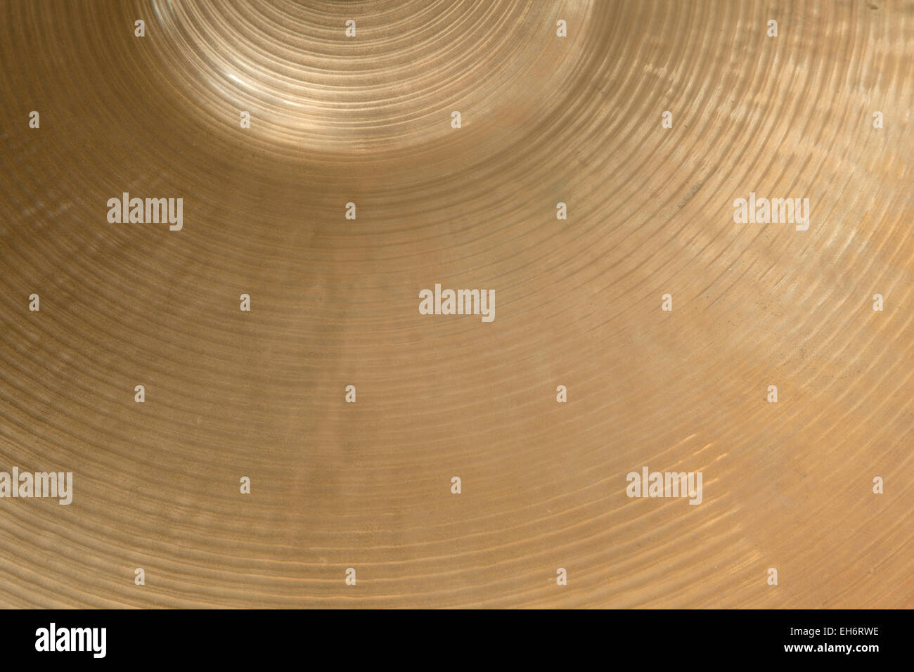 Cymbal musical instrument hi-res stock photography and images - Alamy