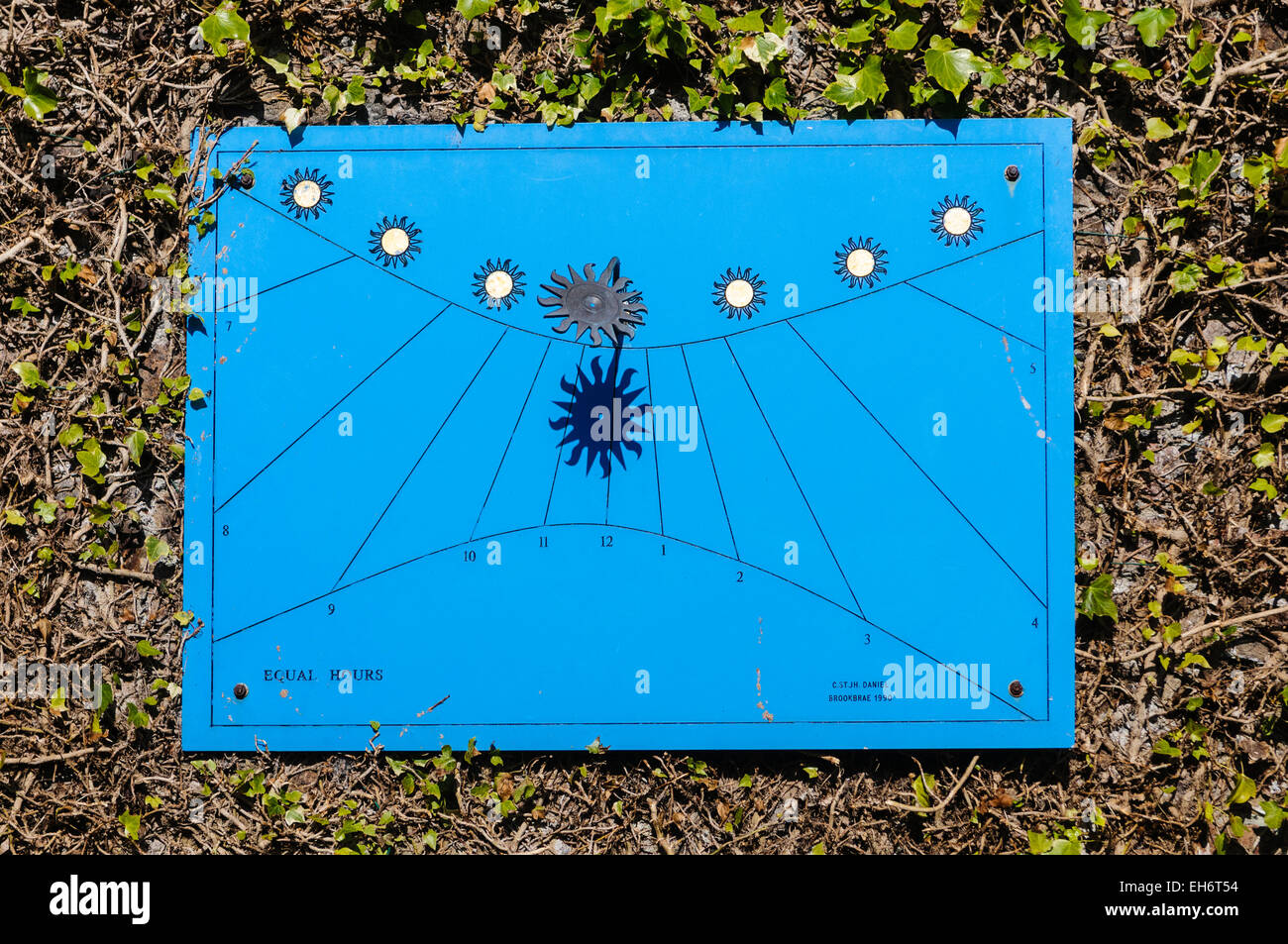 Equal Hours High Resolution Stock Photography And Images Alamy equal-hours-high-resolution-stock-photography-and-images-alamy