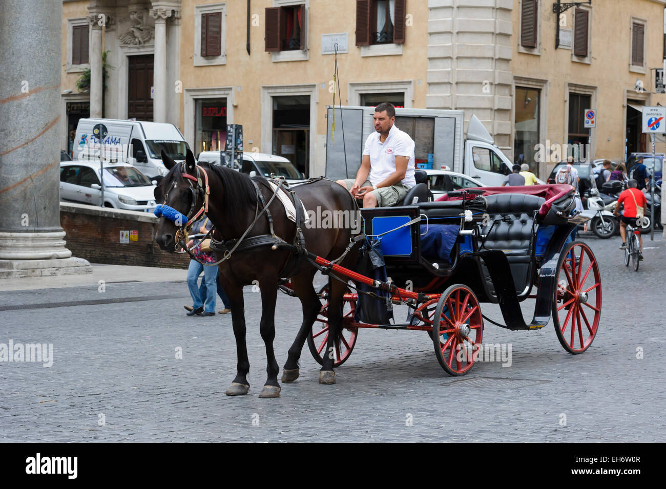 Horse tourist in rome hi-res stock photography and images - Alamy
