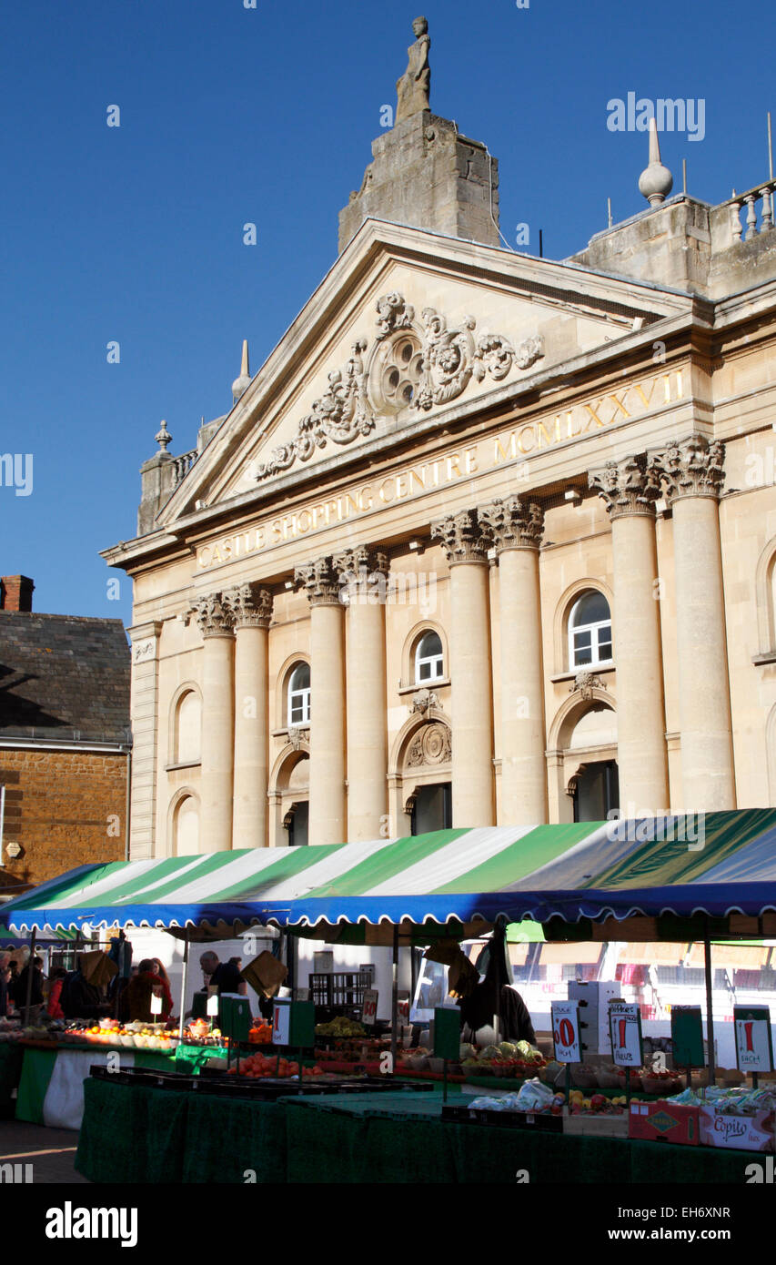 Banbury market hi-res stock photography and images - Alamy