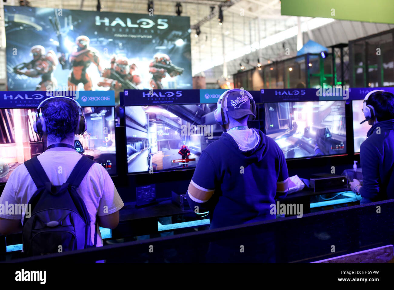 Boston, Massachusetts, USA. 8th Mar, 2015. Thousands of gamers attend ...