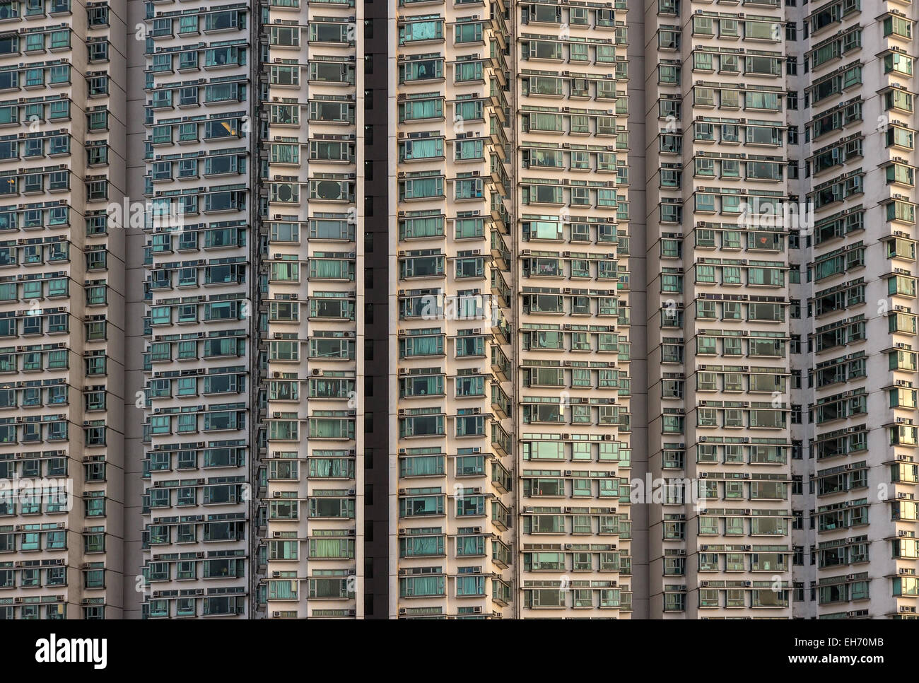 the many windows in the building Stock Photo - Alamy