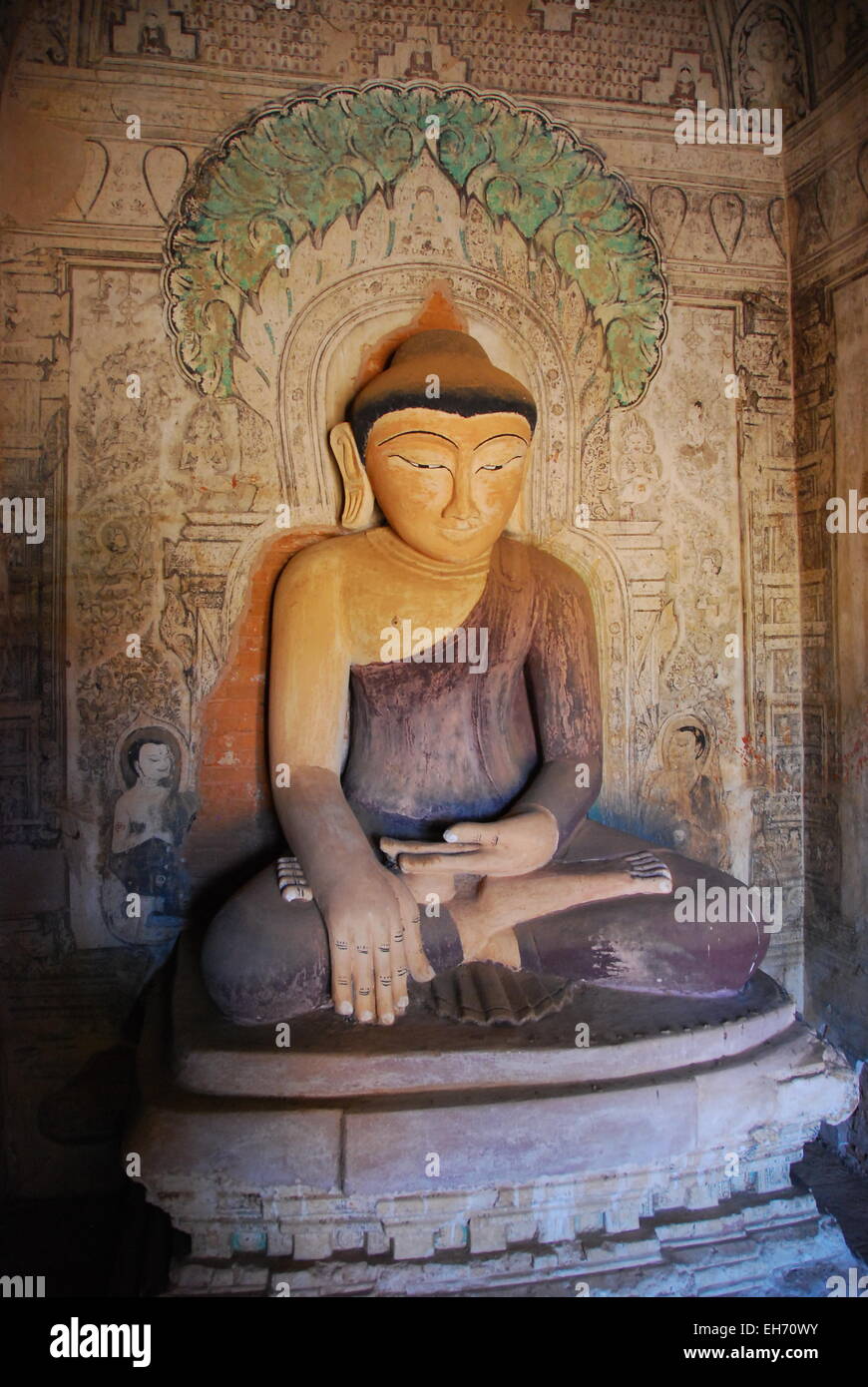 Bagan temple hi-res stock photography and images - Alamy