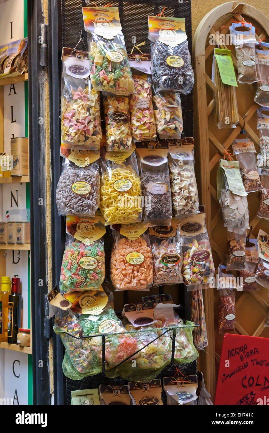A selection of raw pasta on sale in a supermarket in Rome, Italy Stock ...