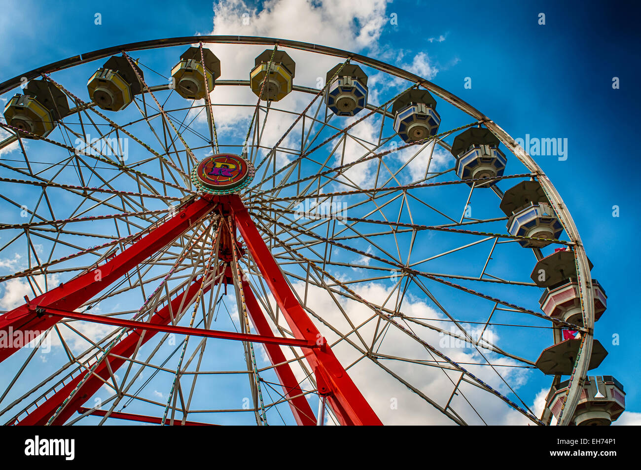 Carnival fair thrills hi-res stock photography and images - Alamy