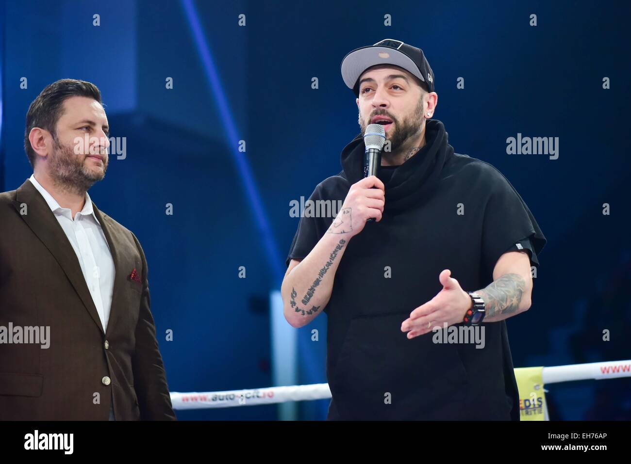 Singer Romania High Resolution Stock Photography and Images - Alamy