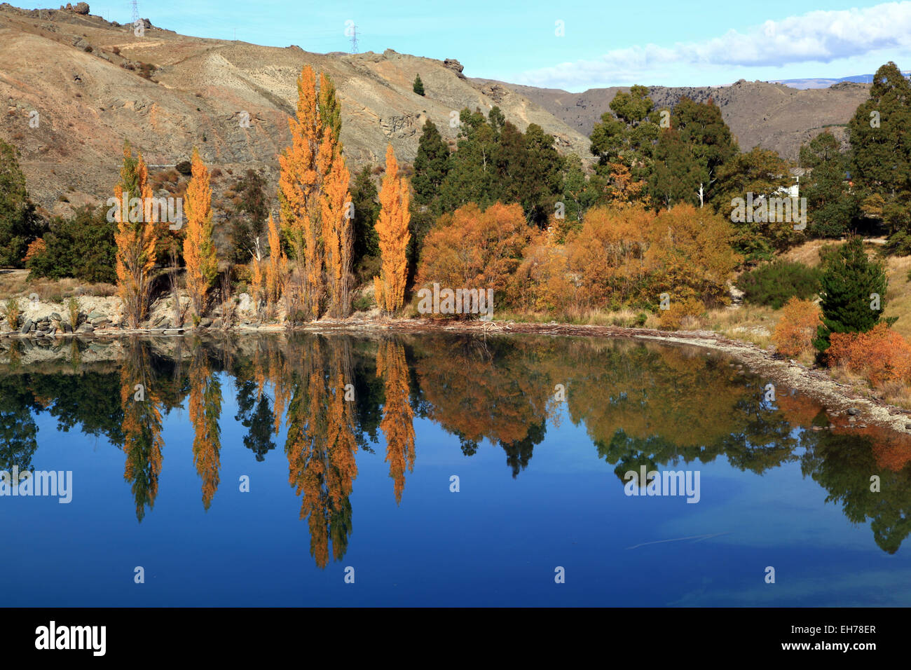 Lake dunstan new zealand hi-res stock photography and images - Alamy