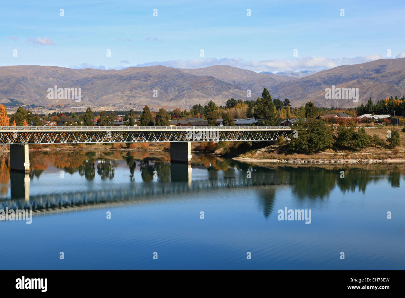 Beautiful bridge near lakeside hi-res stock photography and images - Alamy