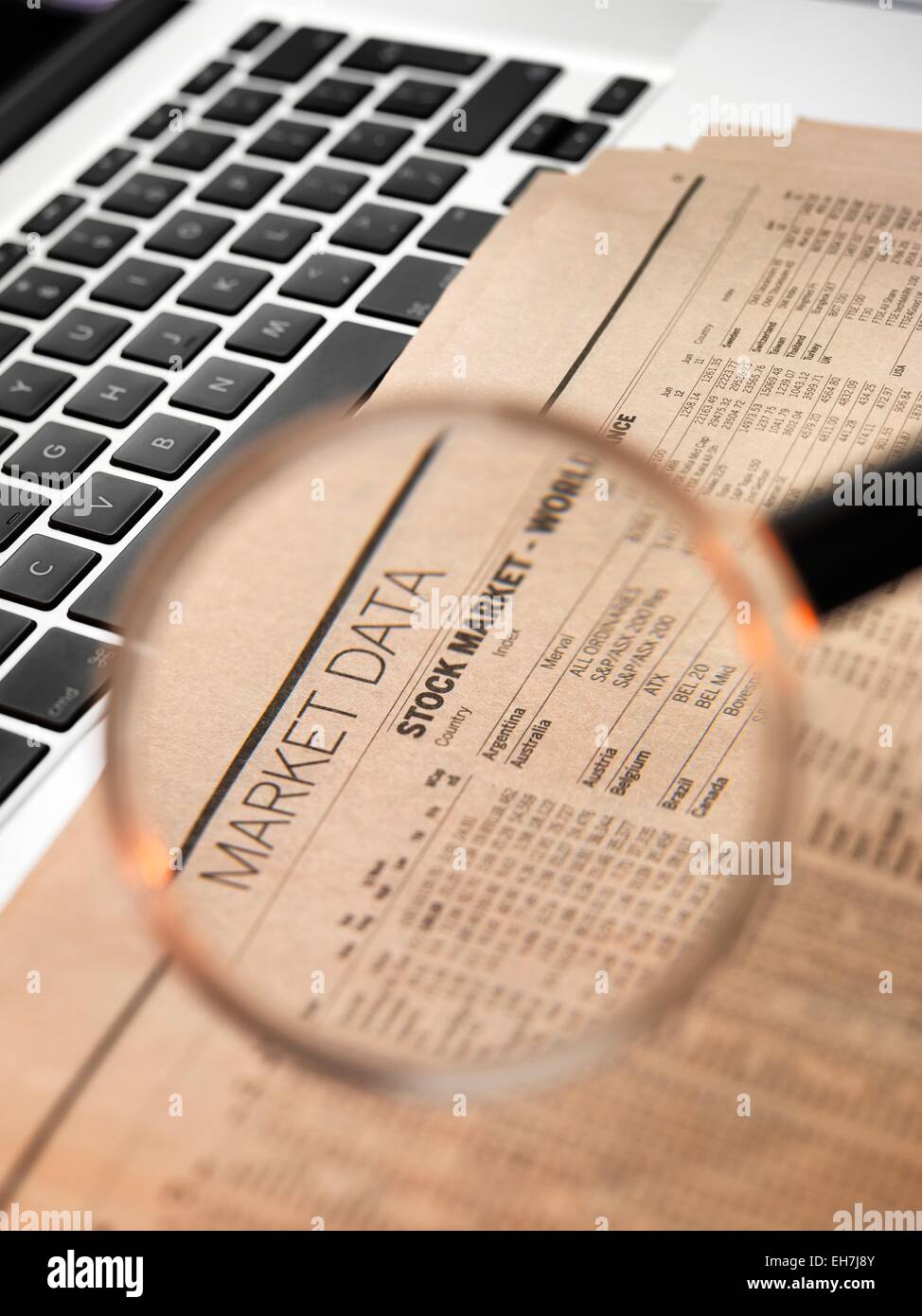 Stock market figures hi-res stock photography and images - Alamy