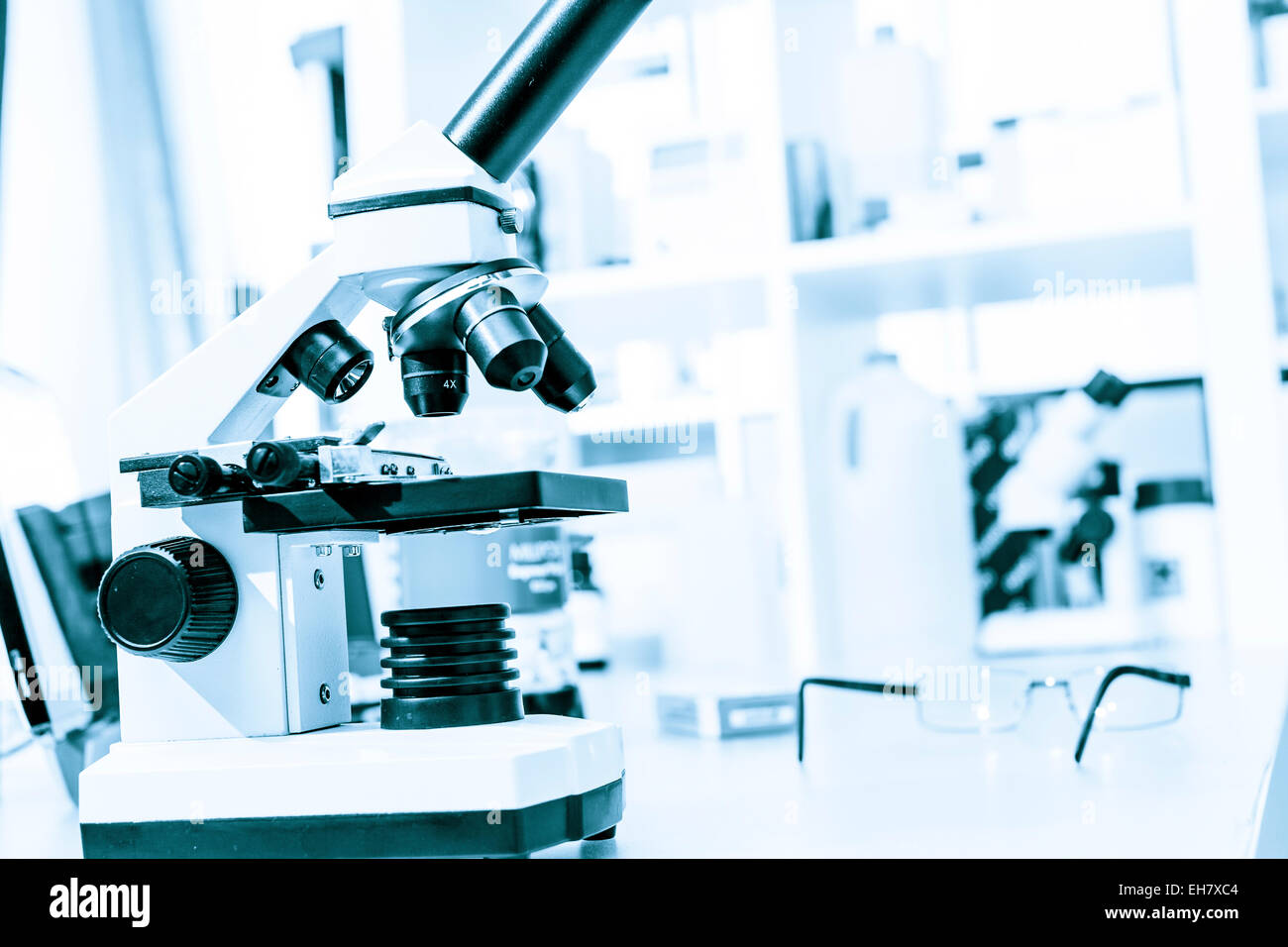 Microscope in lab Stock Photo - Alamy