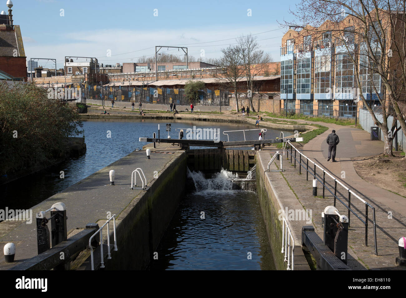 Camden lock canal in winter sunshine Stock Photo - Alamy