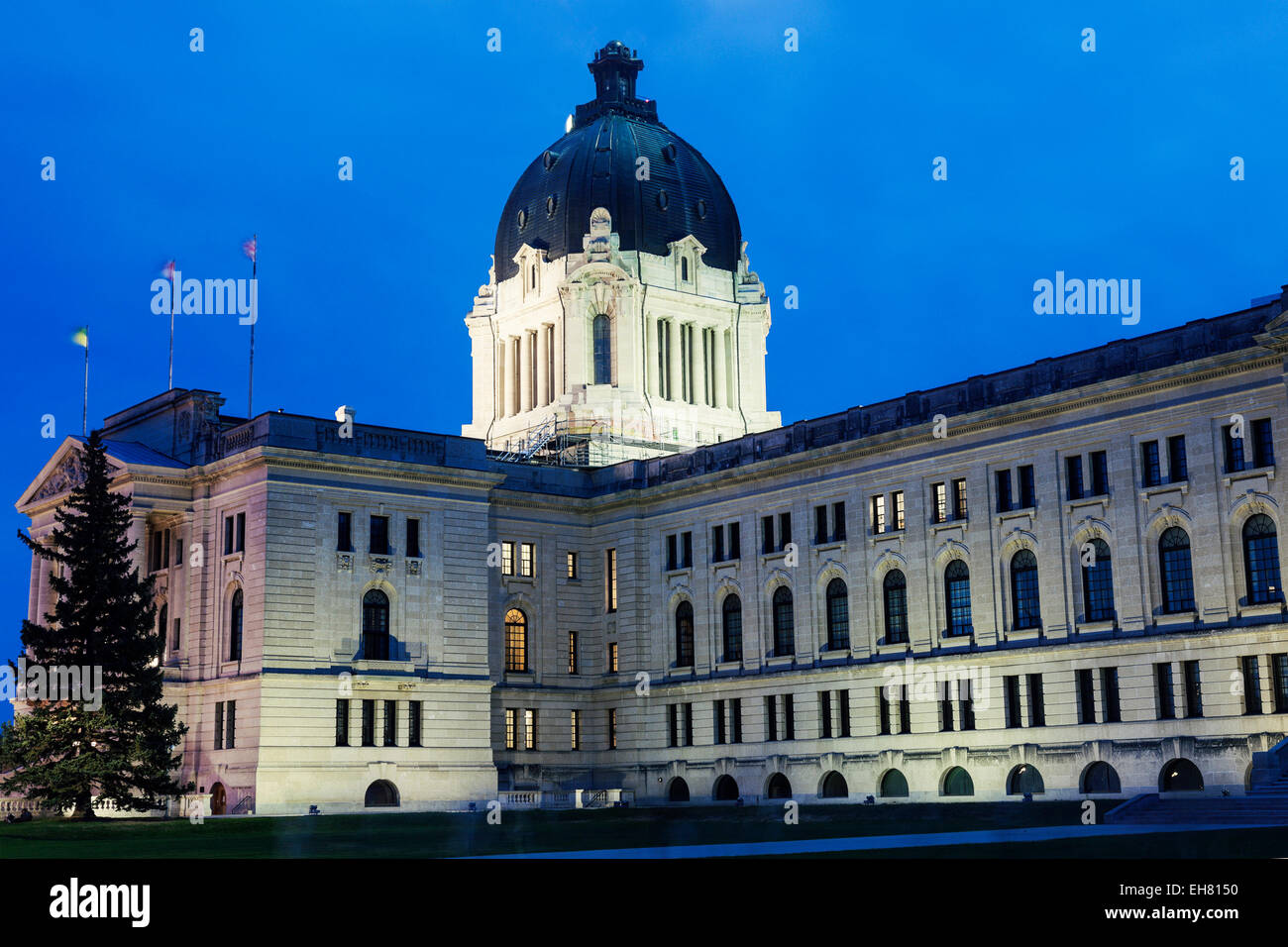 Regina saskatchewan architecture hi-res stock photography and images ...
