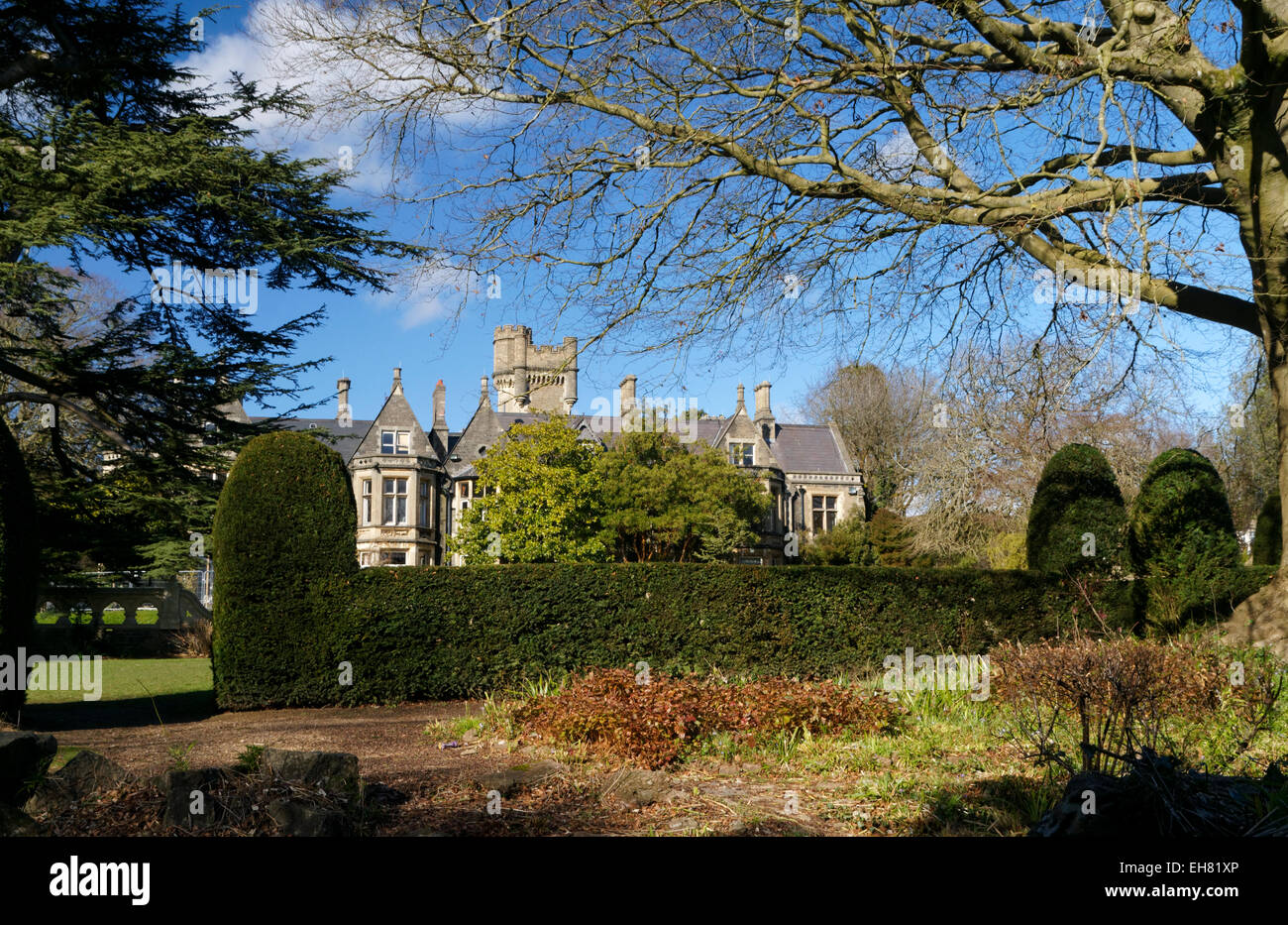 Insole court mansion hi-res stock photography and images - Alamy