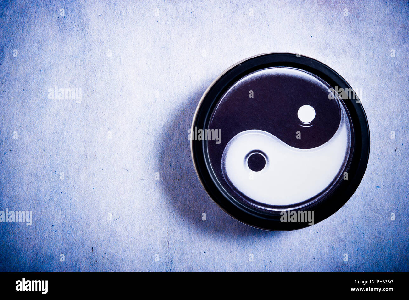yin yang round symbol Stock Photo - Alamy