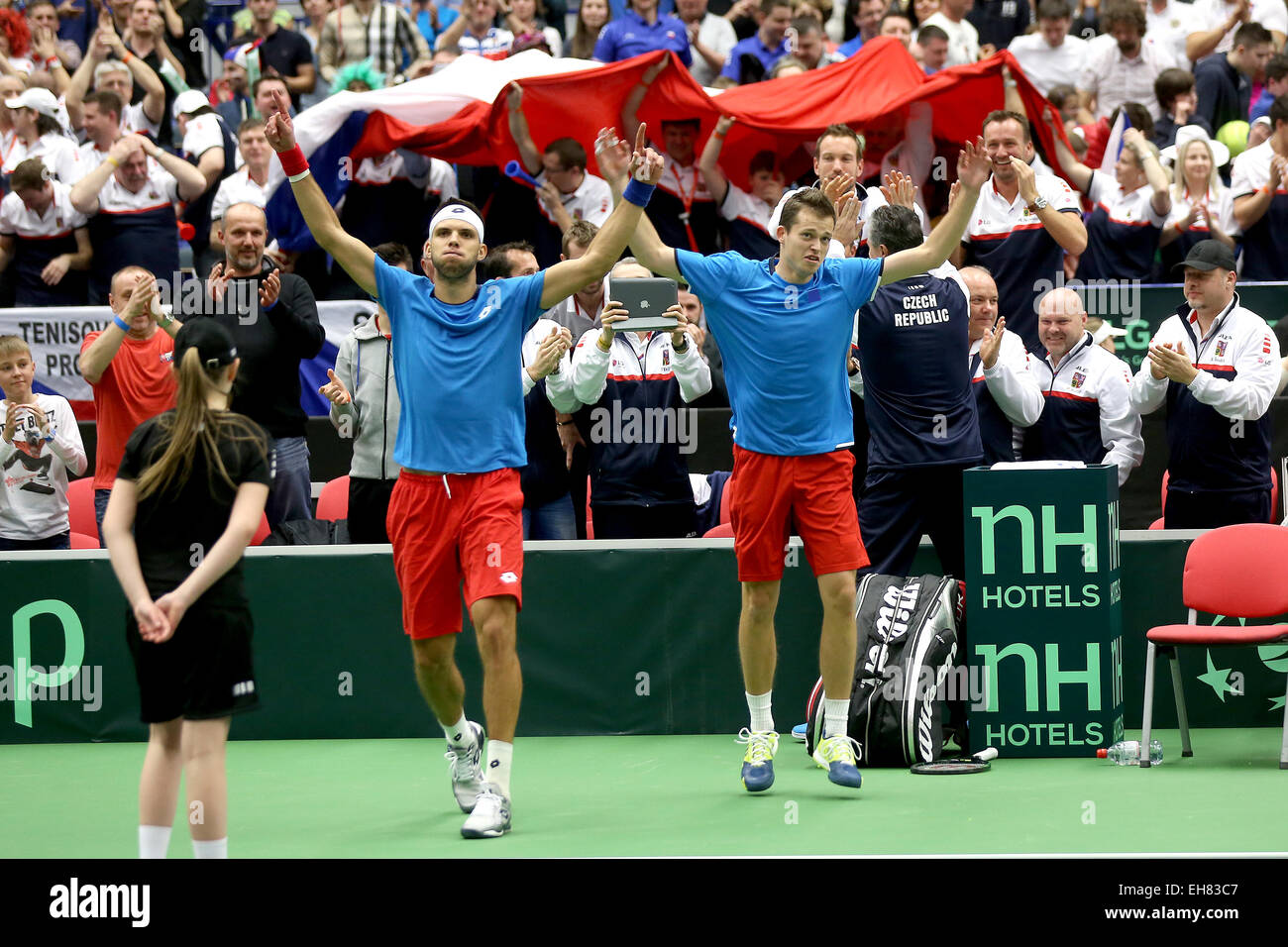 Ostrava, Czech Republic. 7th Mar, 2015. Adam Pavlasek (right) and his ...