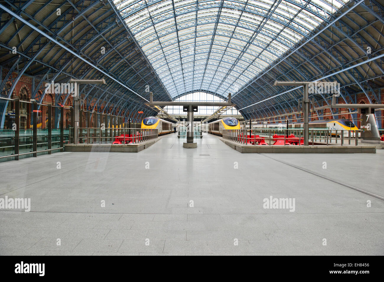 The complex was renovated and expanded from 2001-2007 at a cost of £800 ...