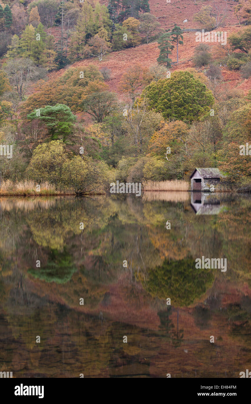 Rydal water reflection lake district hi-res stock photography and ...