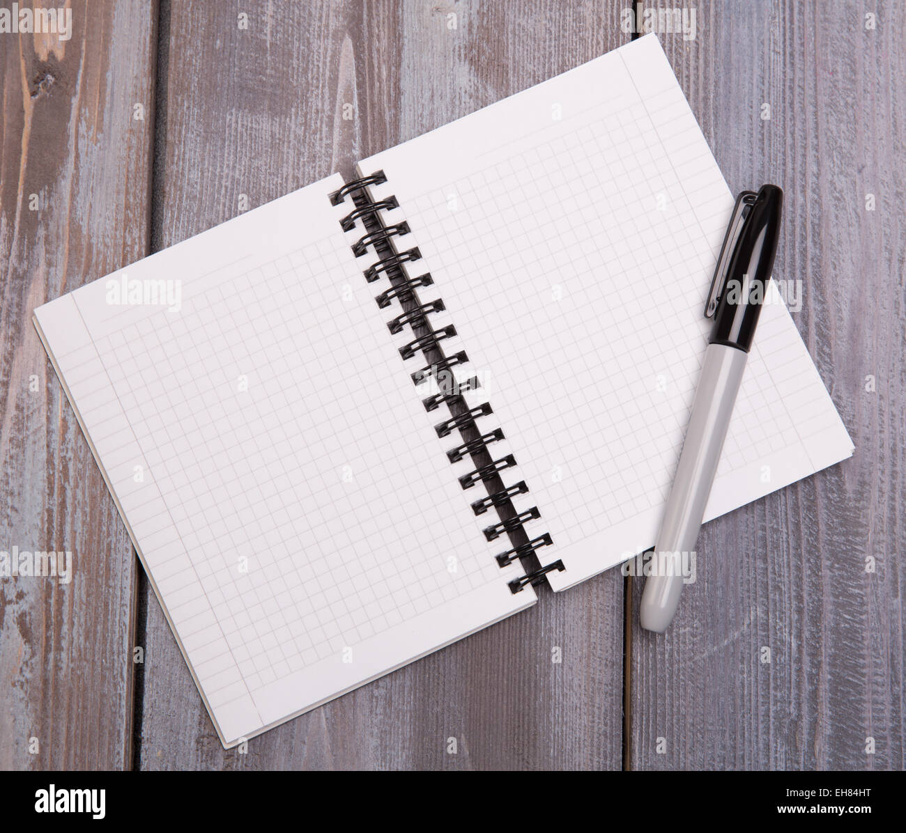 Blank sheets hi-res stock photography and images - Alamy