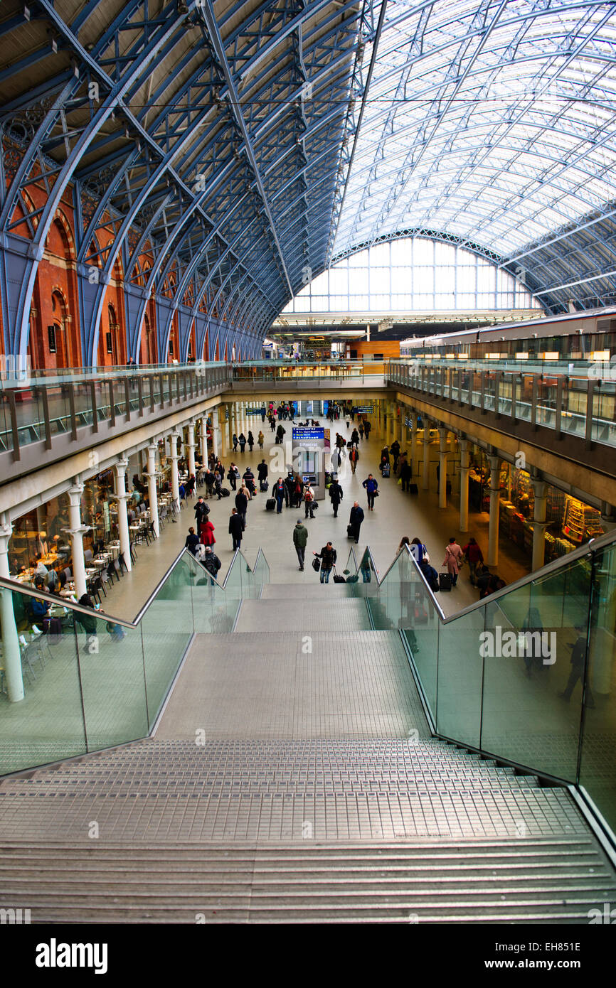 The complex was renovated and expanded from 2001-2007 at a cost of £800 ...