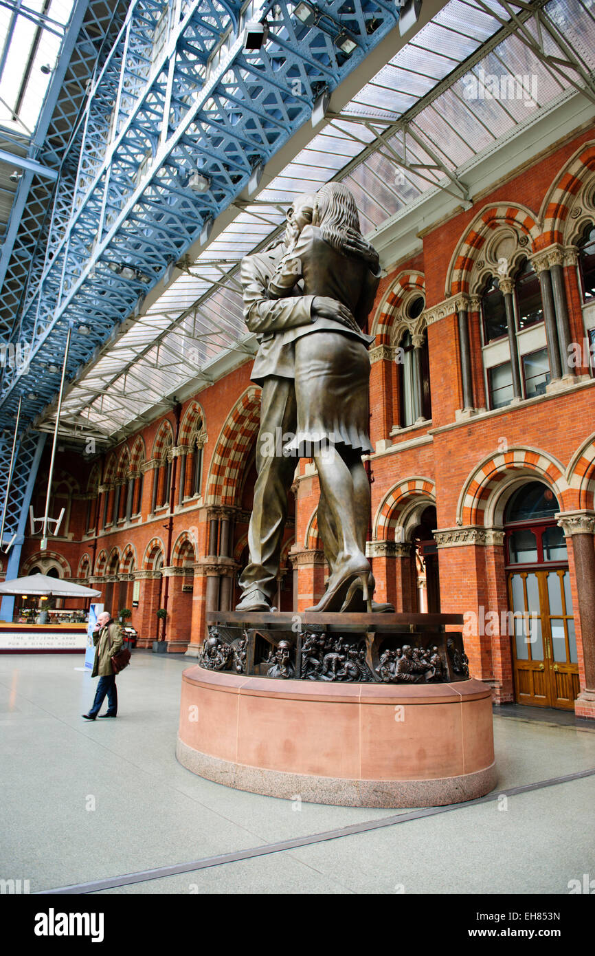 The complex was renovated and expanded from 2001-2007 at a cost of £800 ...