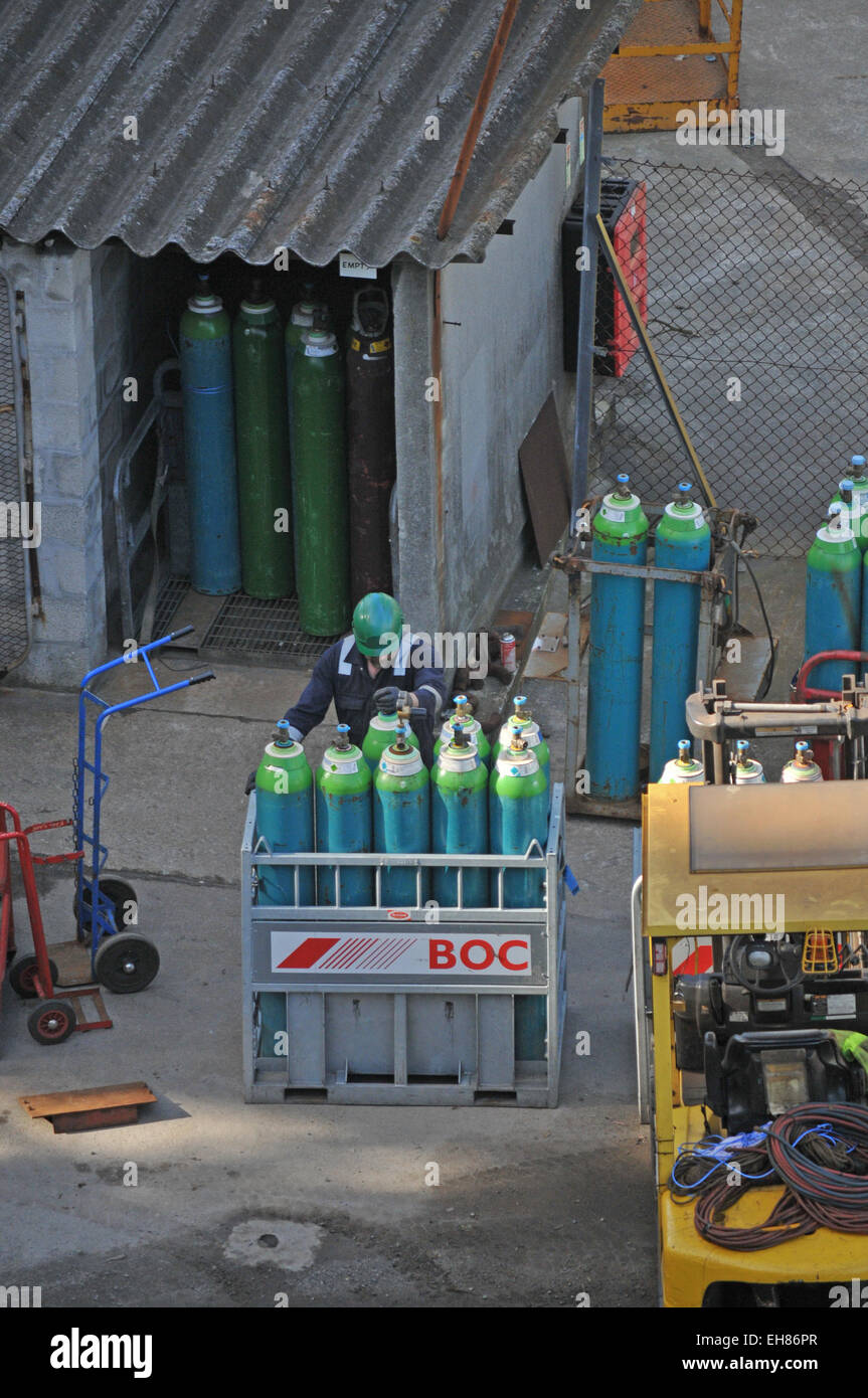 Truck gas cylinders hi-res stock photography and images - Alamy