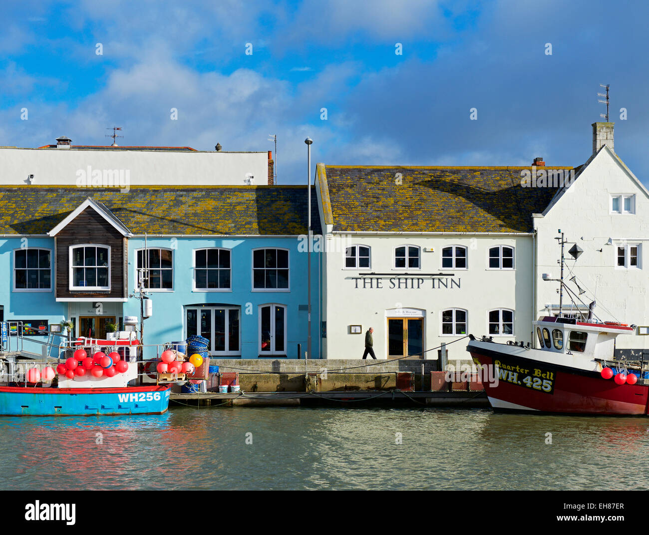The Ship Inn High Resolution Stock Photography and Images - Alamy