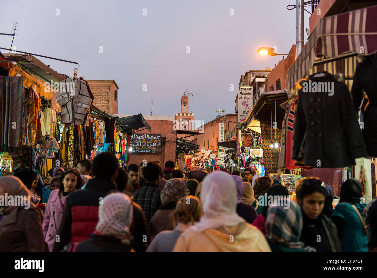 Souk marrakech hi-res stock photography and images - Alamy
