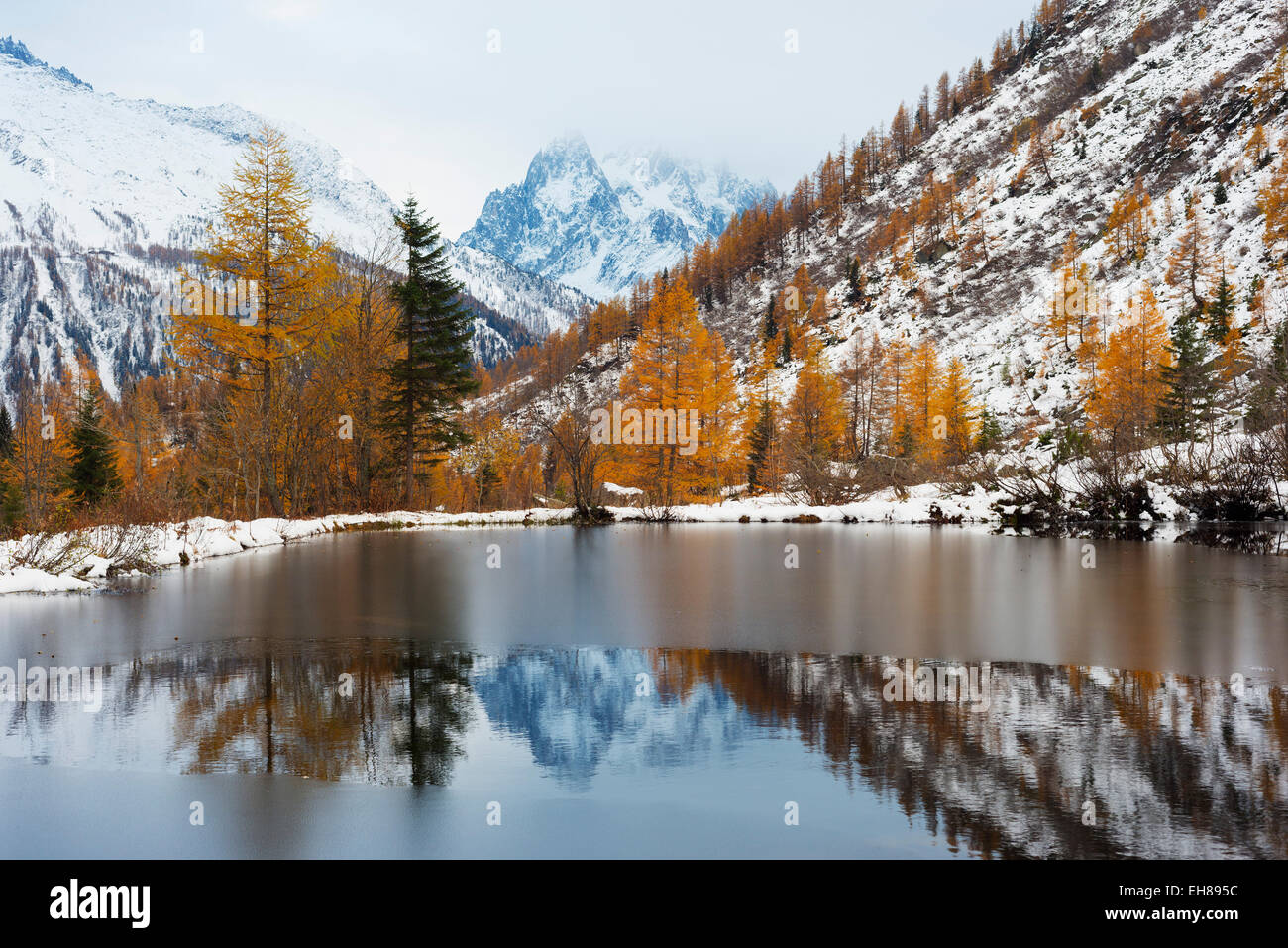 Col de montet lake hi-res stock photography and images - Alamy