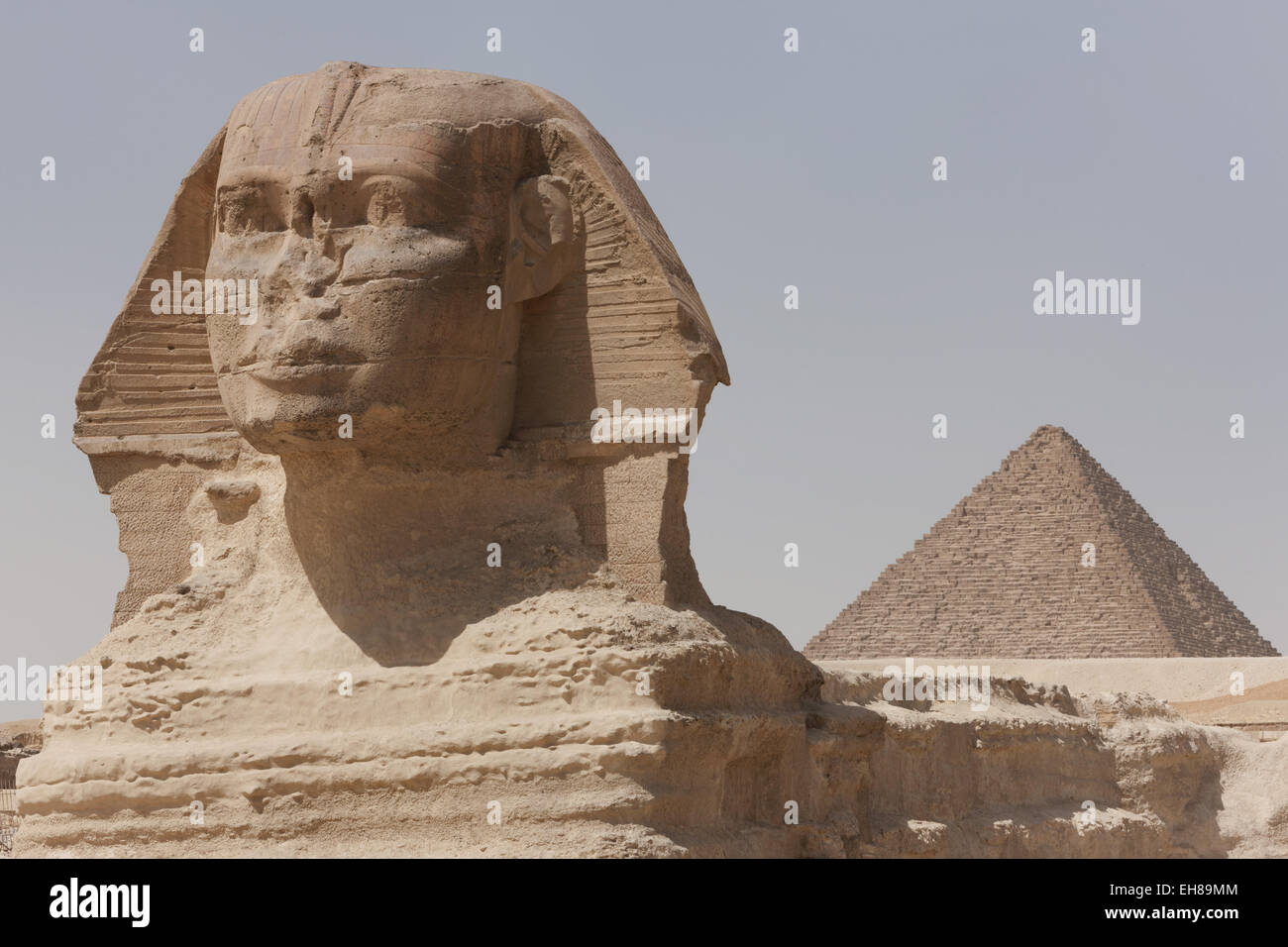 Pyramid of menkaure hi-res stock photography and images - Alamy