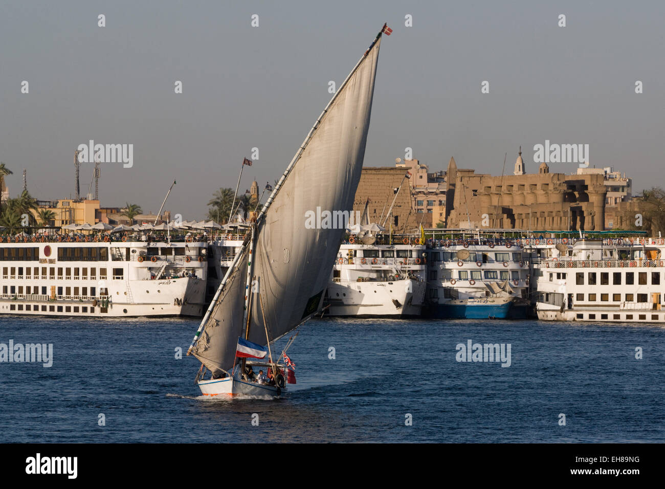 Traditional egyptian sailing boat hi-res stock photography and images ...