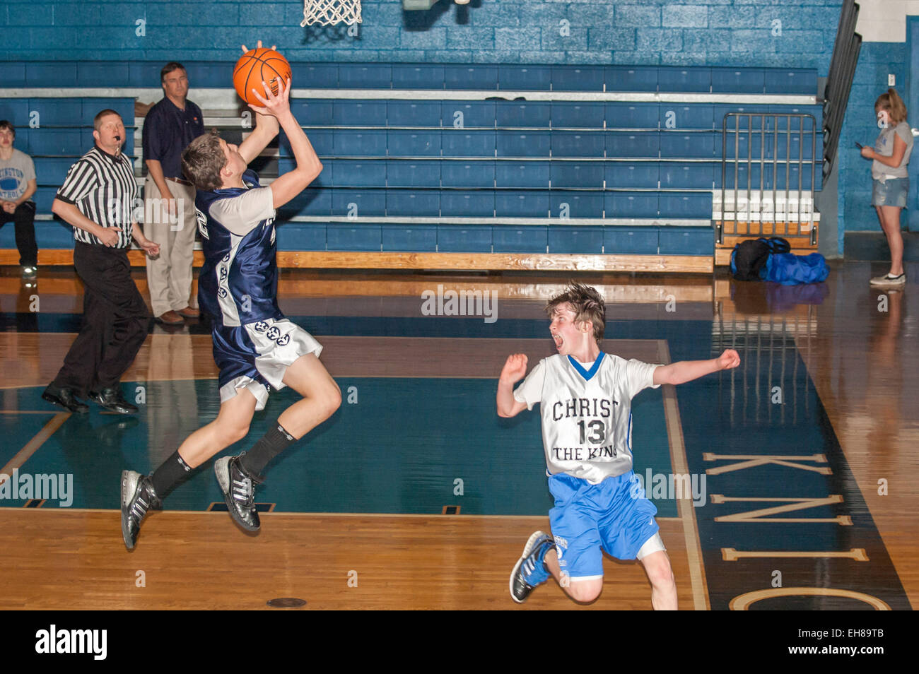 Middle school boys playing hi-res stock photography and images - Alamy