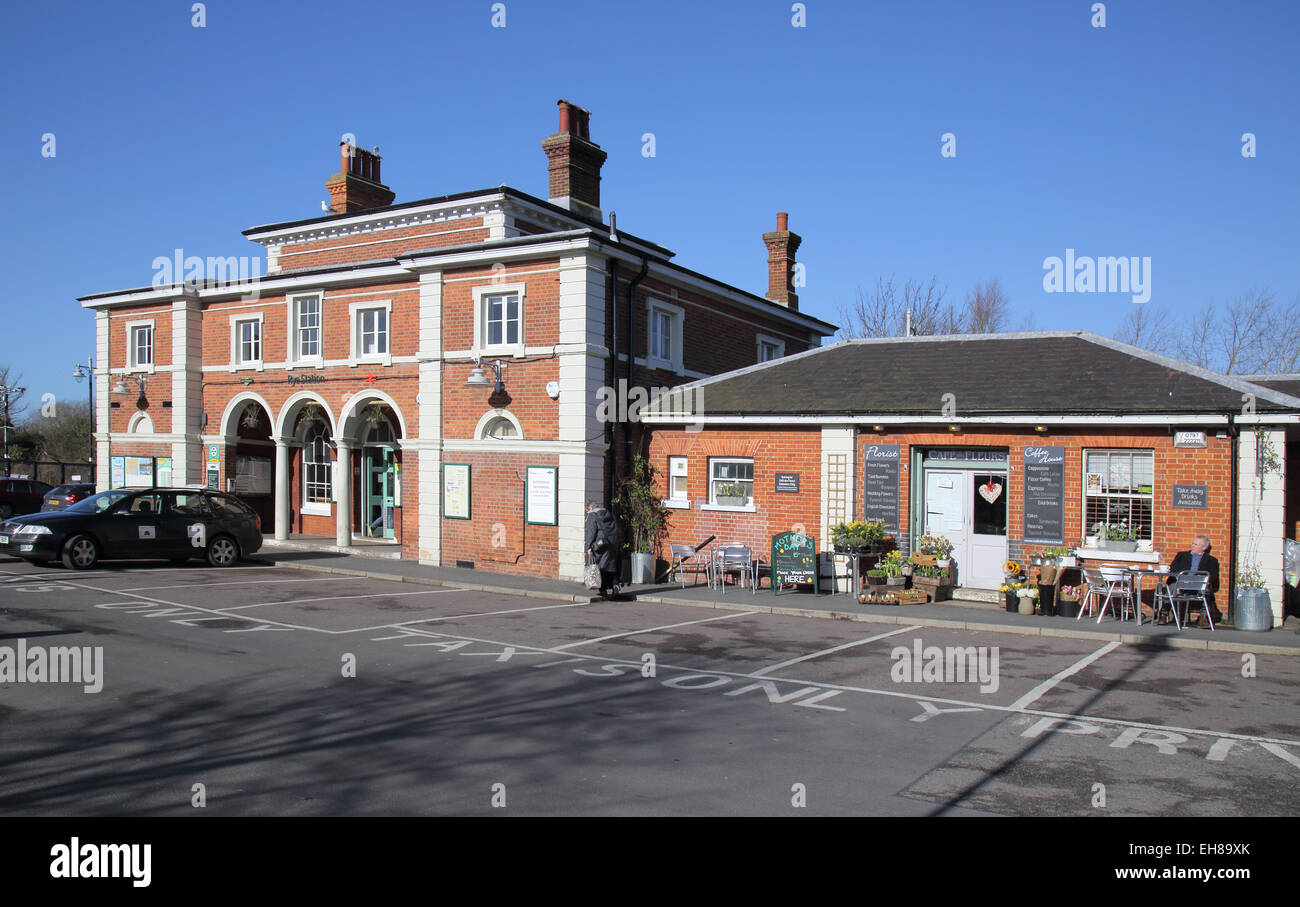 Rye railway station in east sussex Stock Photo - Alamy