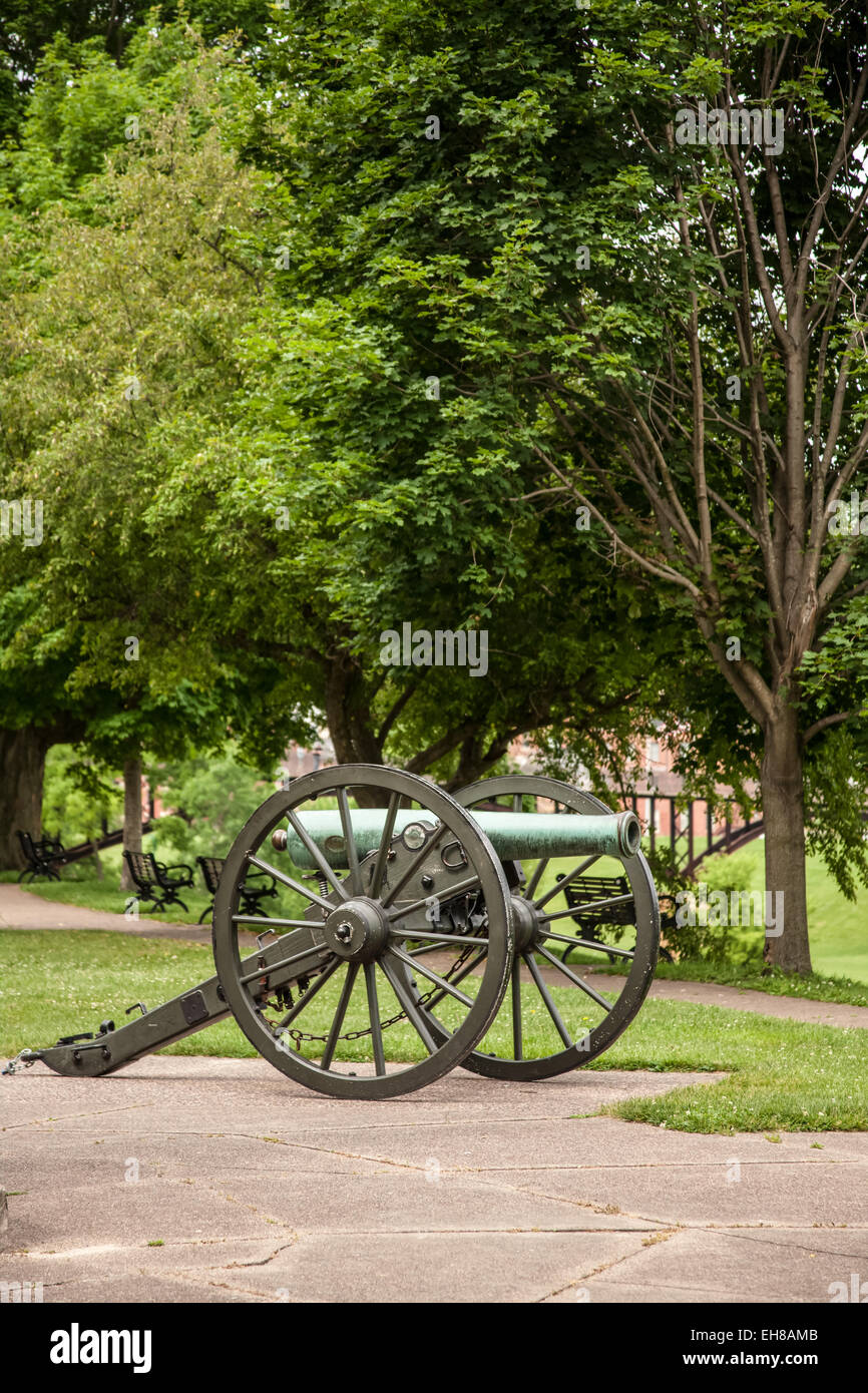 Napoleon cannon hi-res stock photography and images - Alamy
