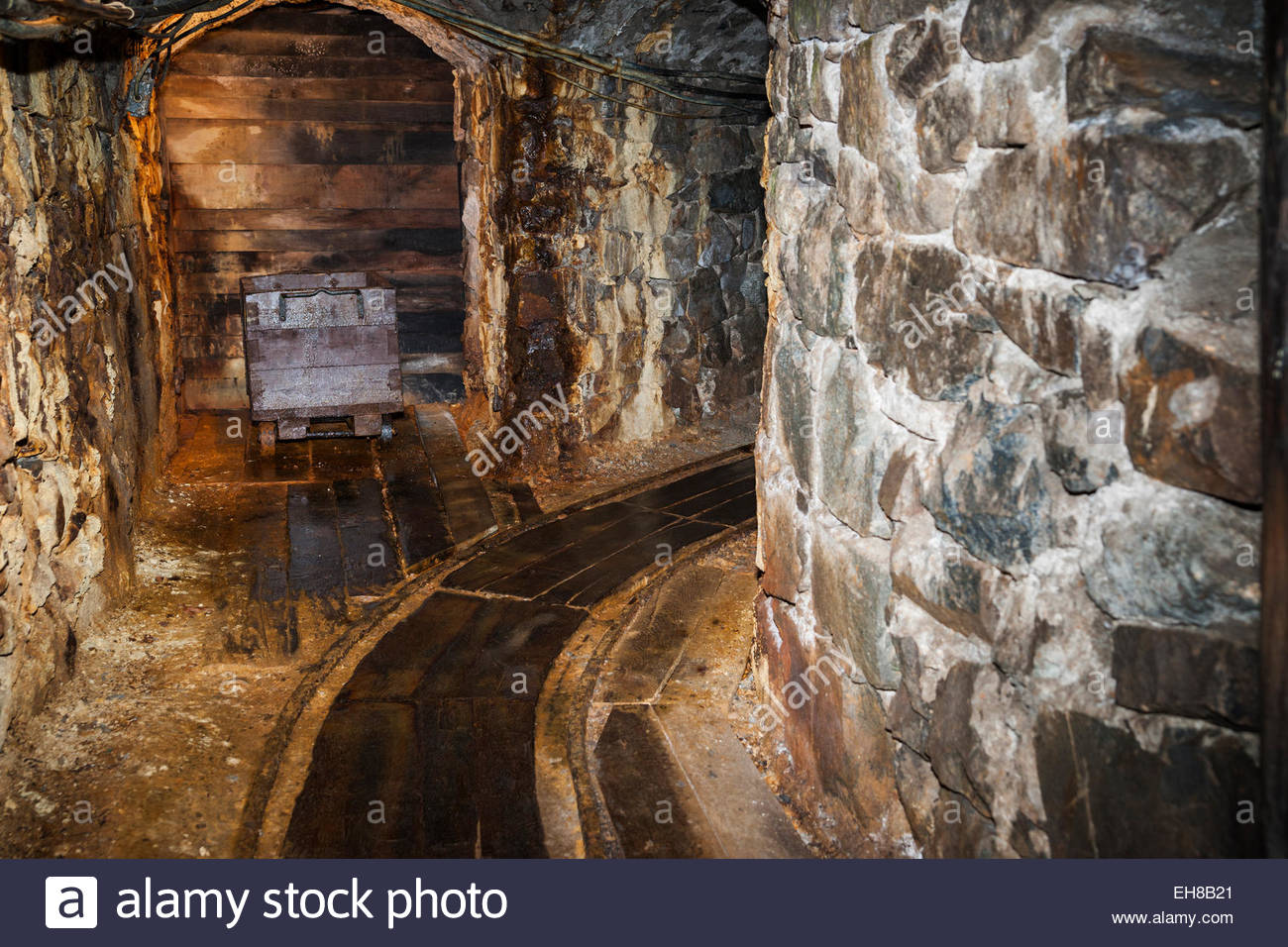 Inside Old Mine Stock Photos & Inside Old Mine Stock Images - Alamy