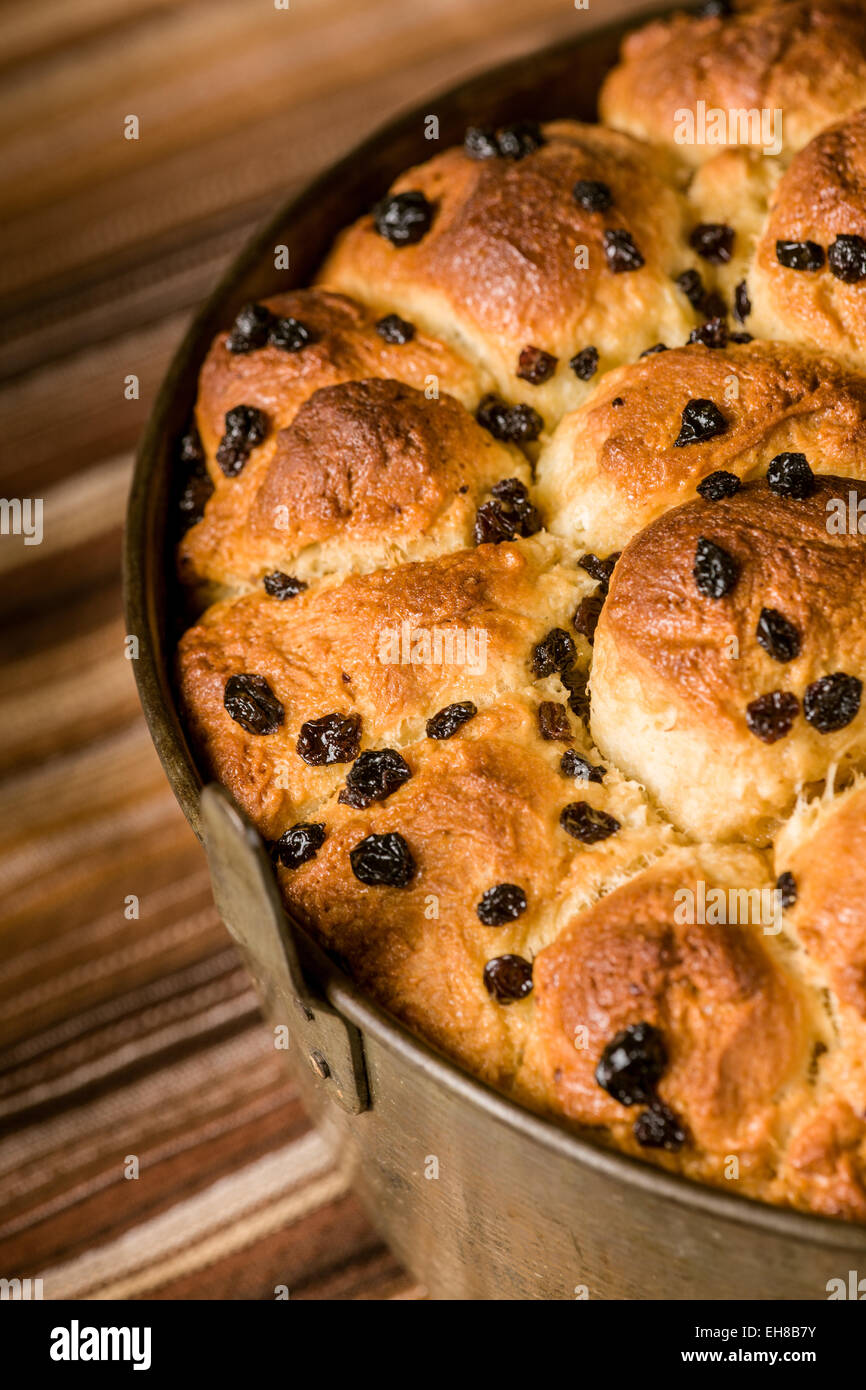 Monkey cake hi-res stock photography and images - Alamy