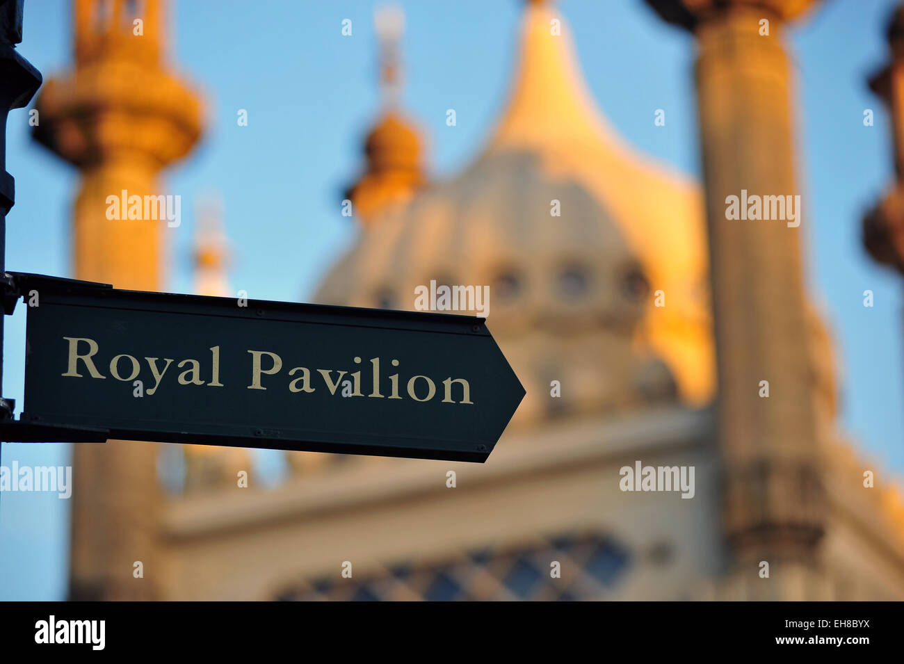 Brighton pavilion sign hi-res stock photography and images - Alamy
