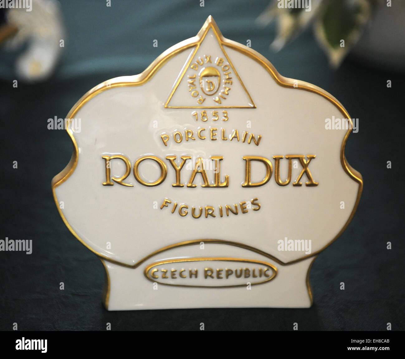 Dux logo hi-res stock photography and images - Alamy